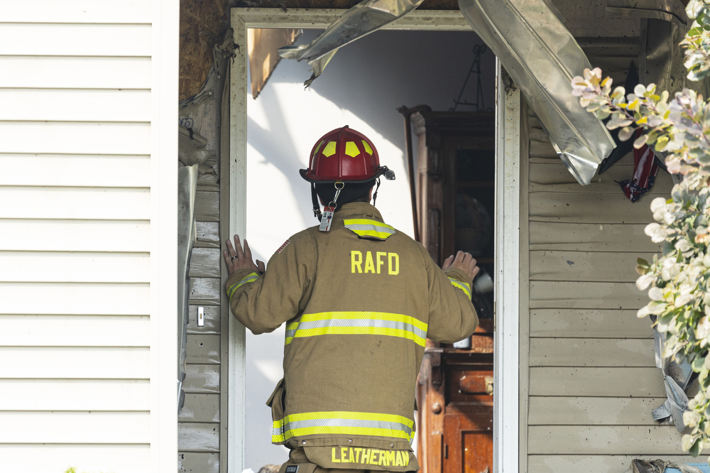 Occupants escape house fire in Kalamazoo County - mlive.com