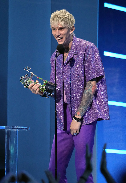 Machine Gun Kelly at VMAs - cleveland.com