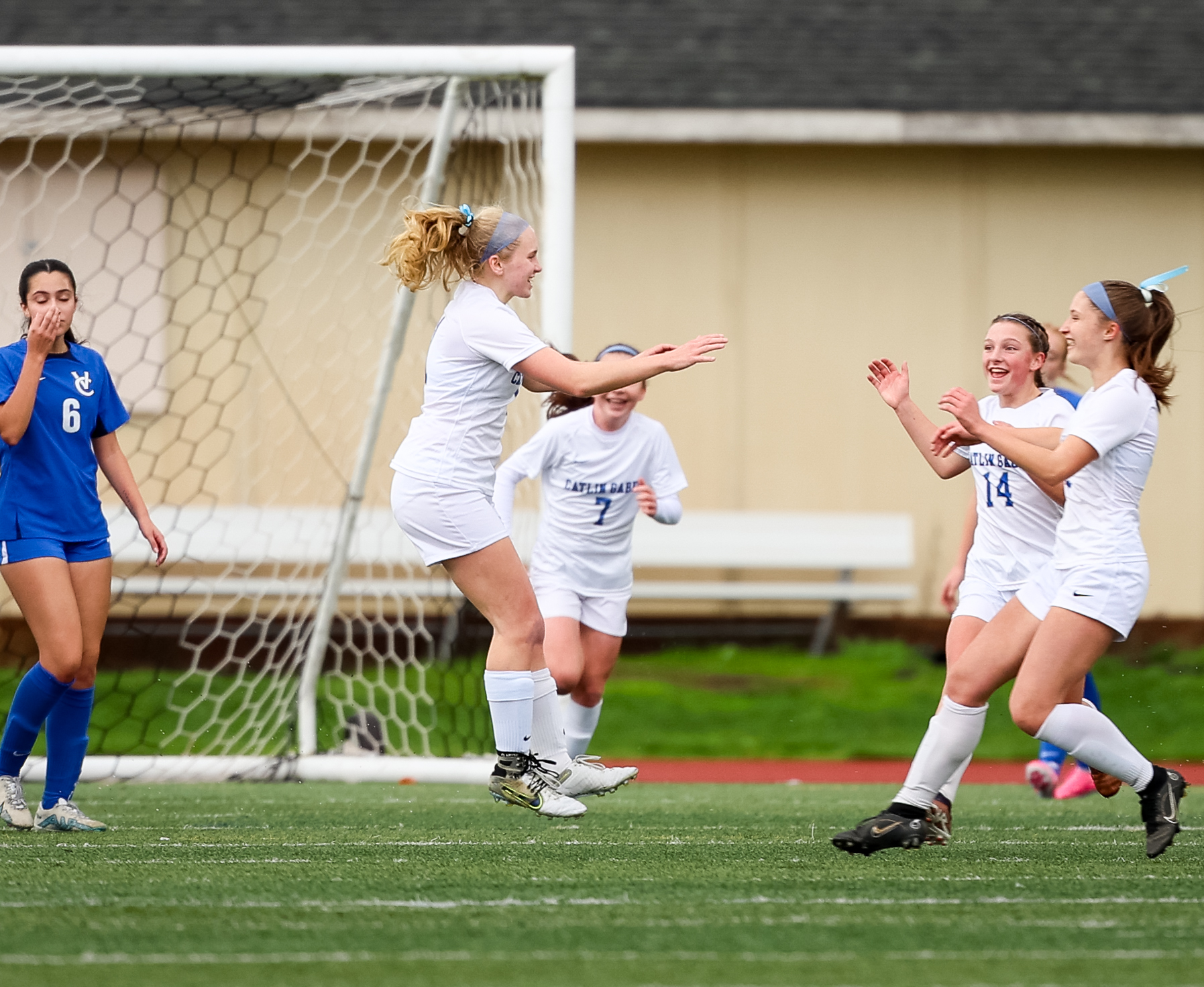 OSAA Class 3A/2A/1A girls soccer state championships: Catlin Gabel vs ...