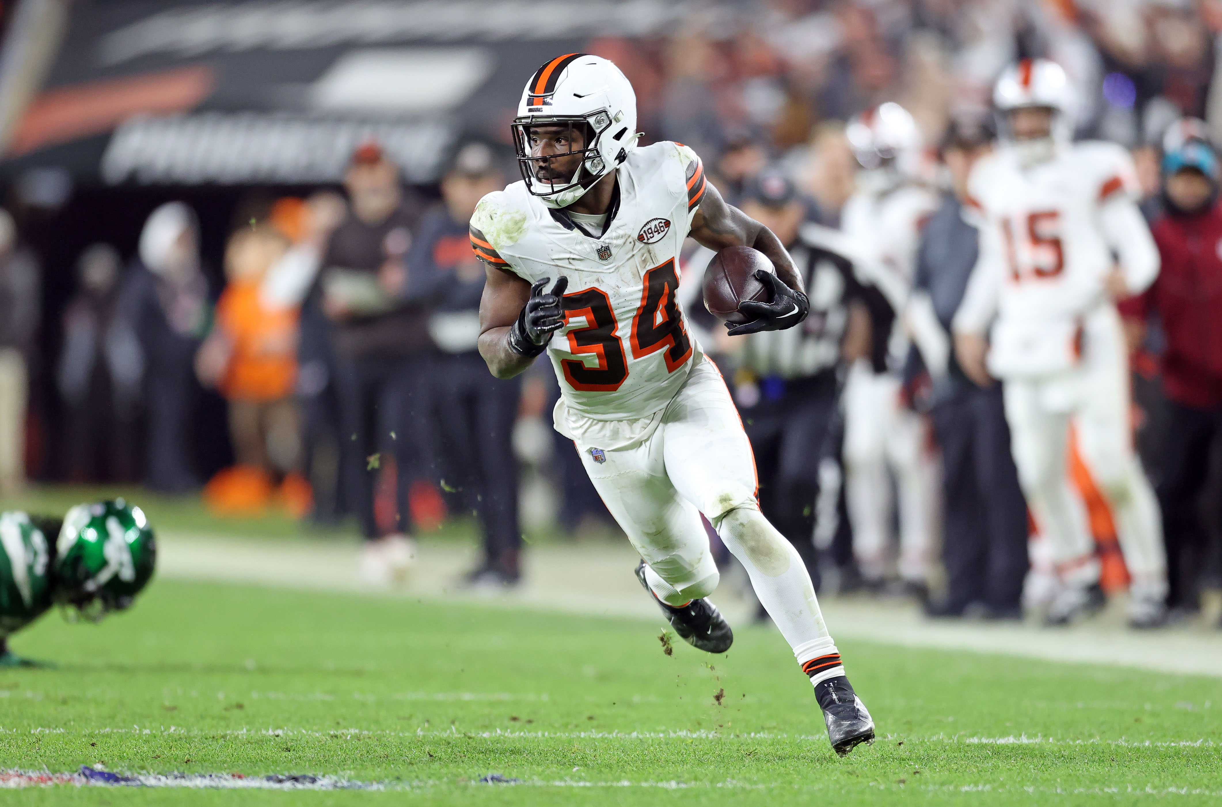 Cleveland Browns Jerome Ford vs. New York Jets, December 28, 2023 ...