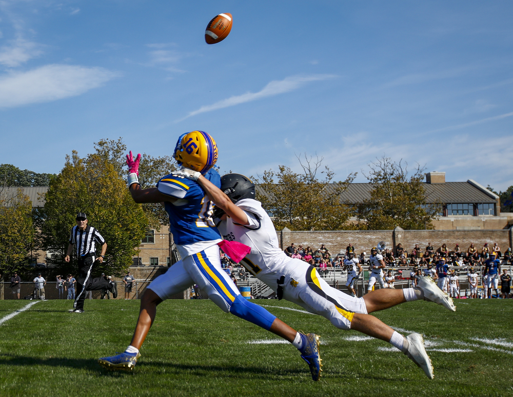 Wilson football hosts Northwestern Lehigh on Oct. 2, 2021 ...