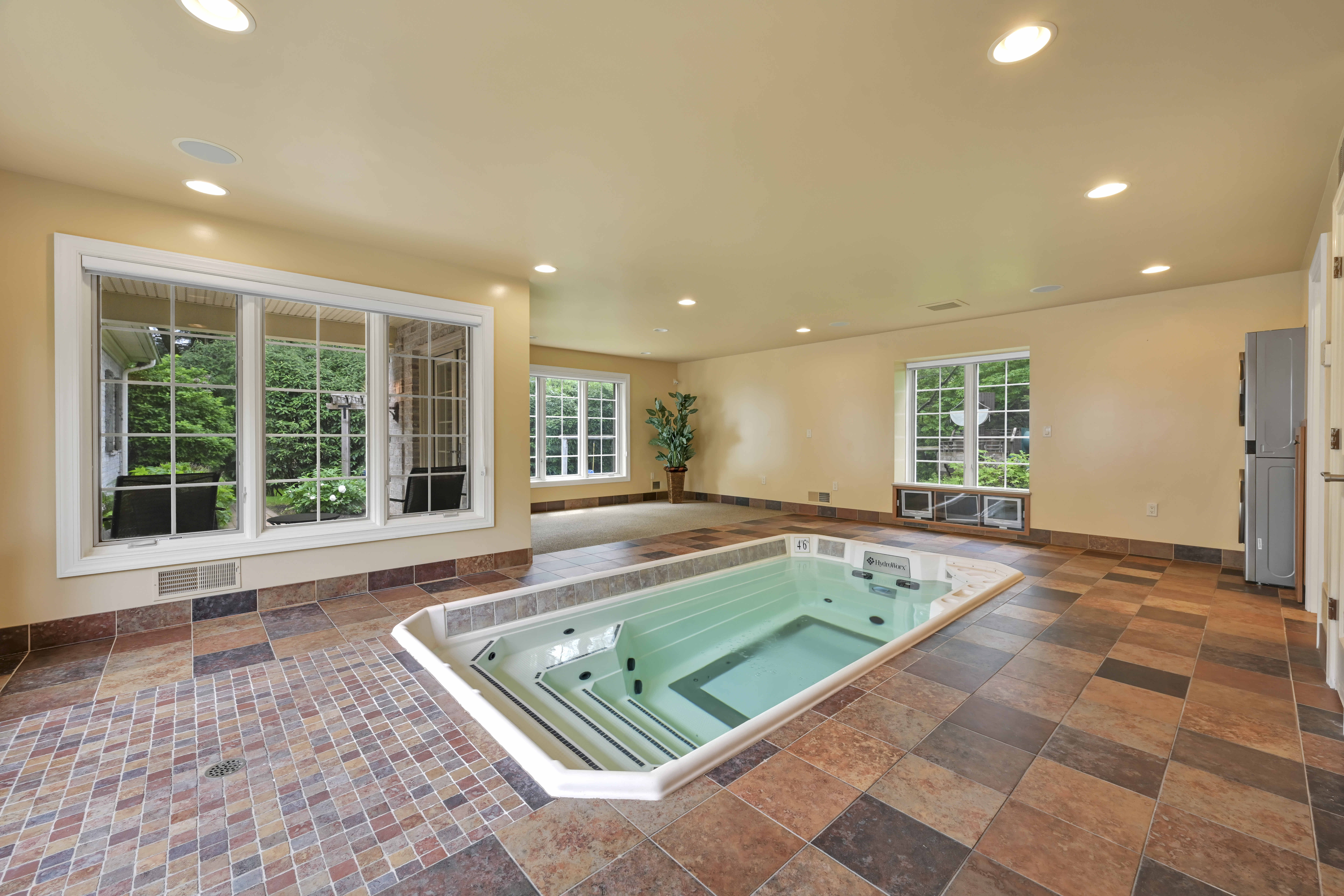 1716 Olmsted Way East: Cool Spaces - pennlive.com