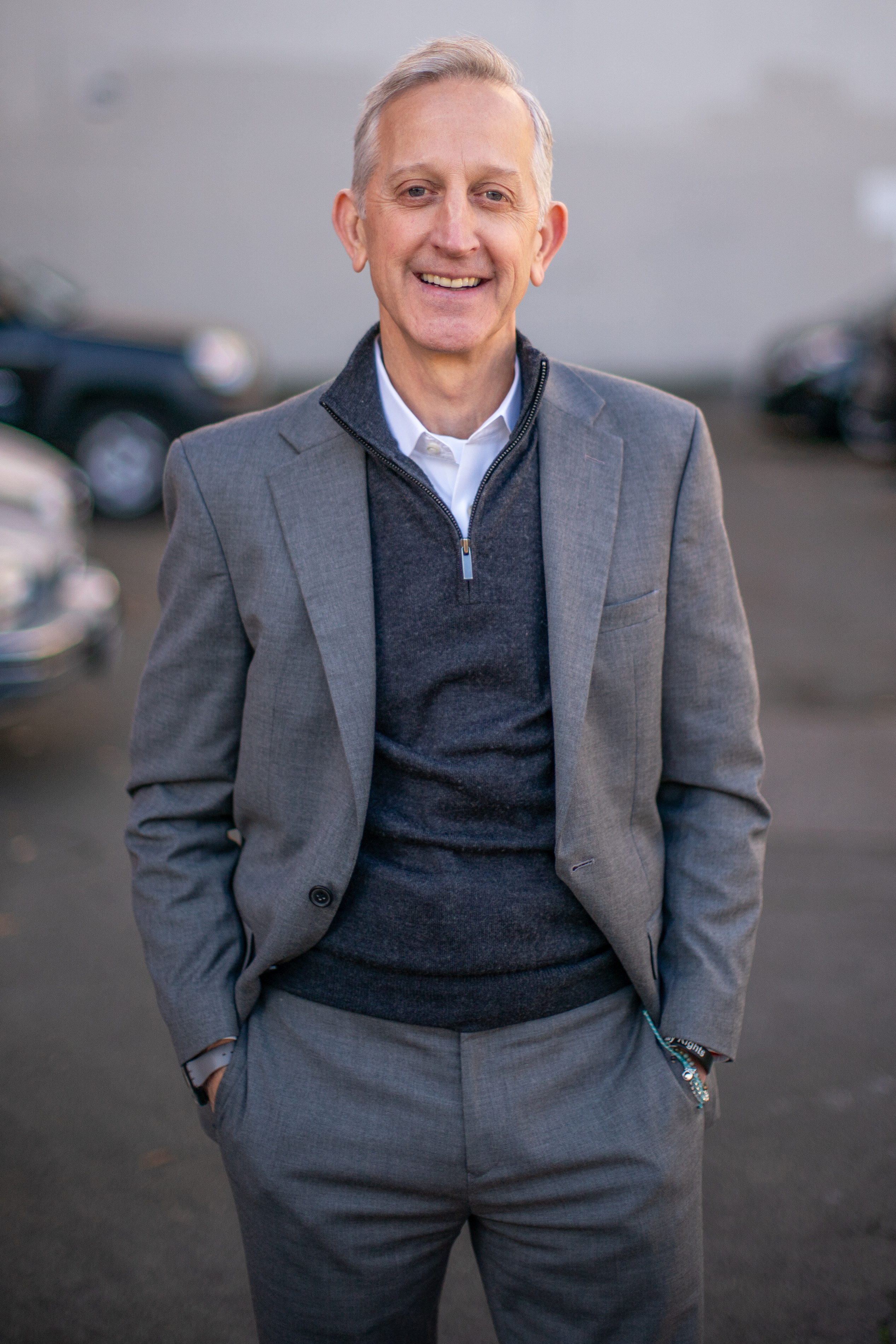 Mayor Keith Wilson at CityTeam November 2025 - oregonlive.com