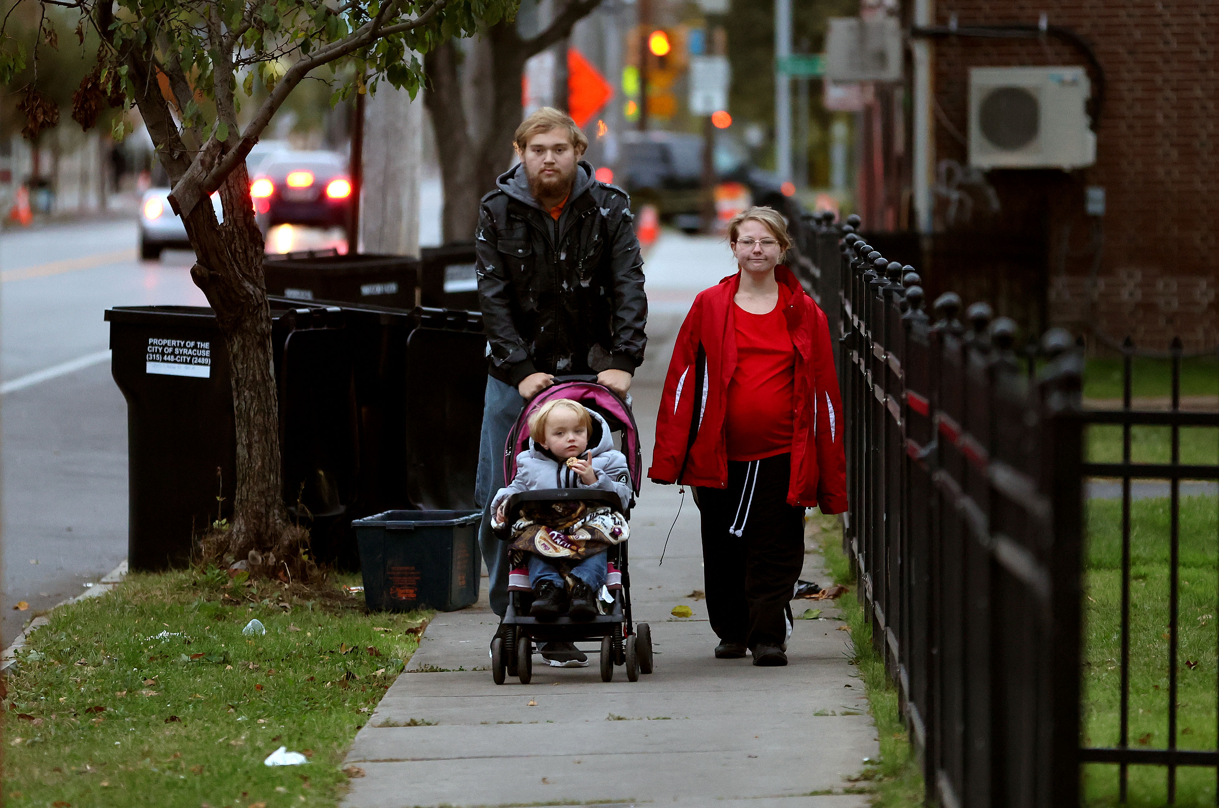 Syracuse homeless families struggle to get to school, find a place to ...