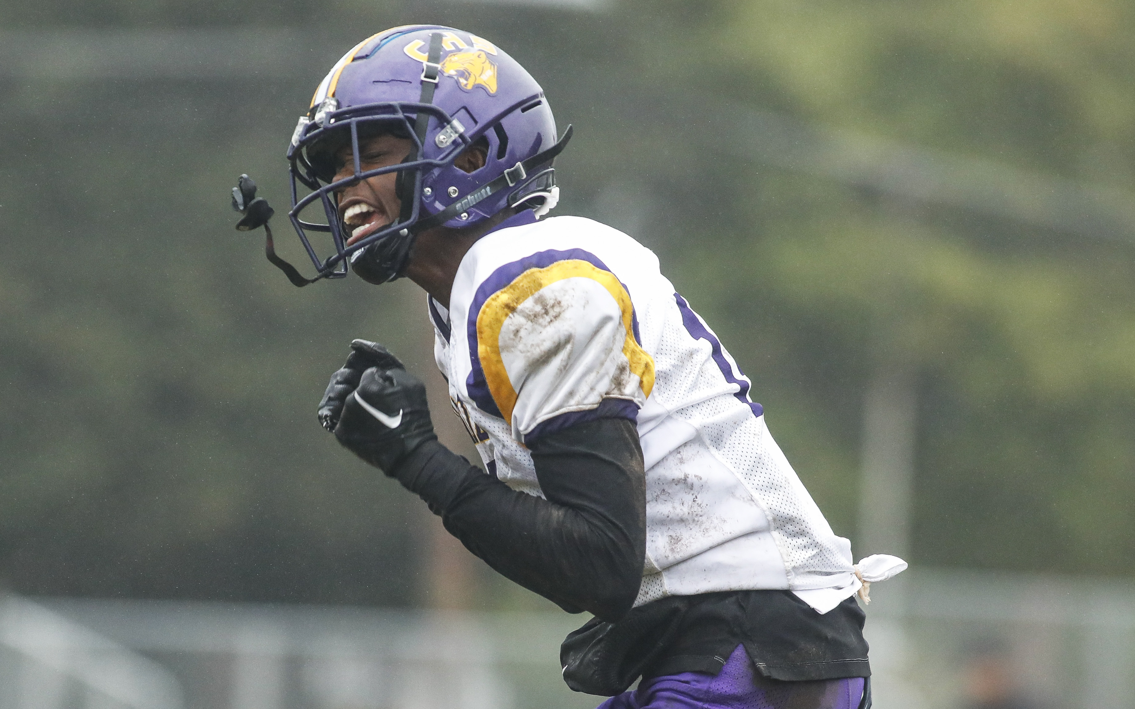 Football: No. 13 Camden defeats Haddon Heights on October 1, 2022 - nj.com