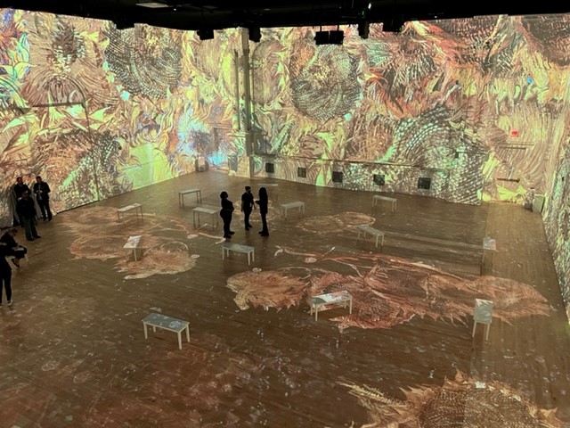 "Immersive Van Gogh" exhibition at Lighthouse ArtSpace in Detroit ...