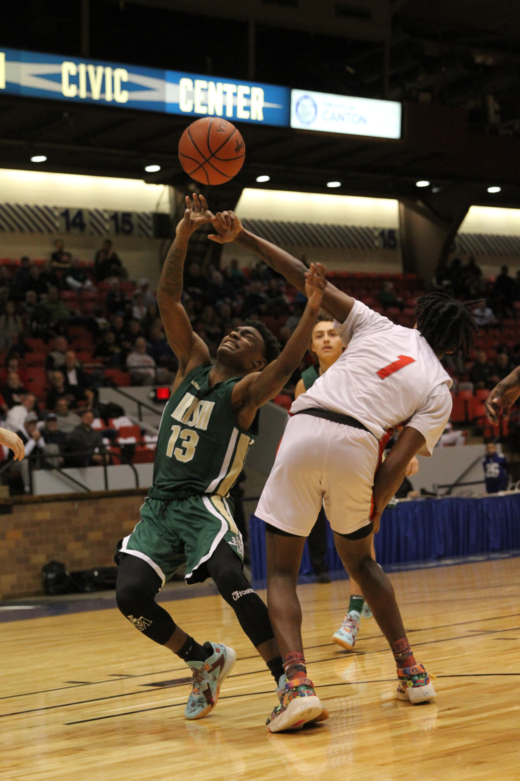St. Vincent-St Mary vs Chaney Div II Regional basketball - cleveland.com