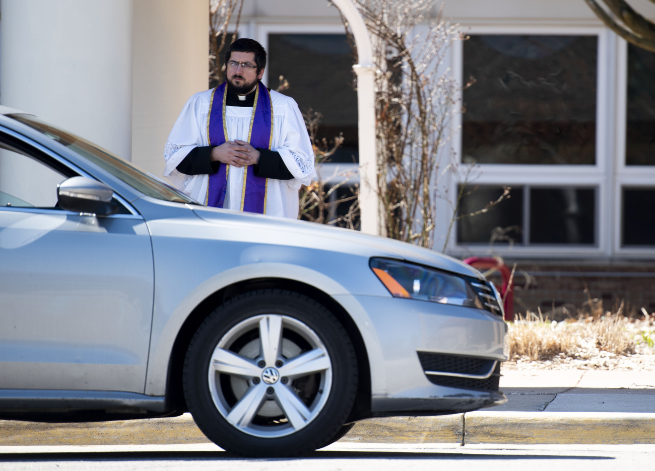 Drive-thru confession at St. Francis of Assisi Roman Catholic Parish in ...