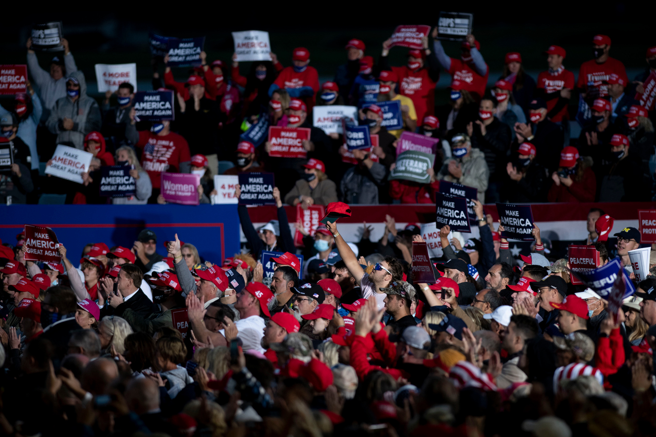 President Donald Trump campaigns in Freeland Michigan - mlive.com
