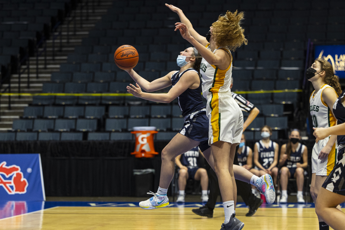 Fowler girls defeat Carney-Nadeau 61-37 to advance to D4 state ...
