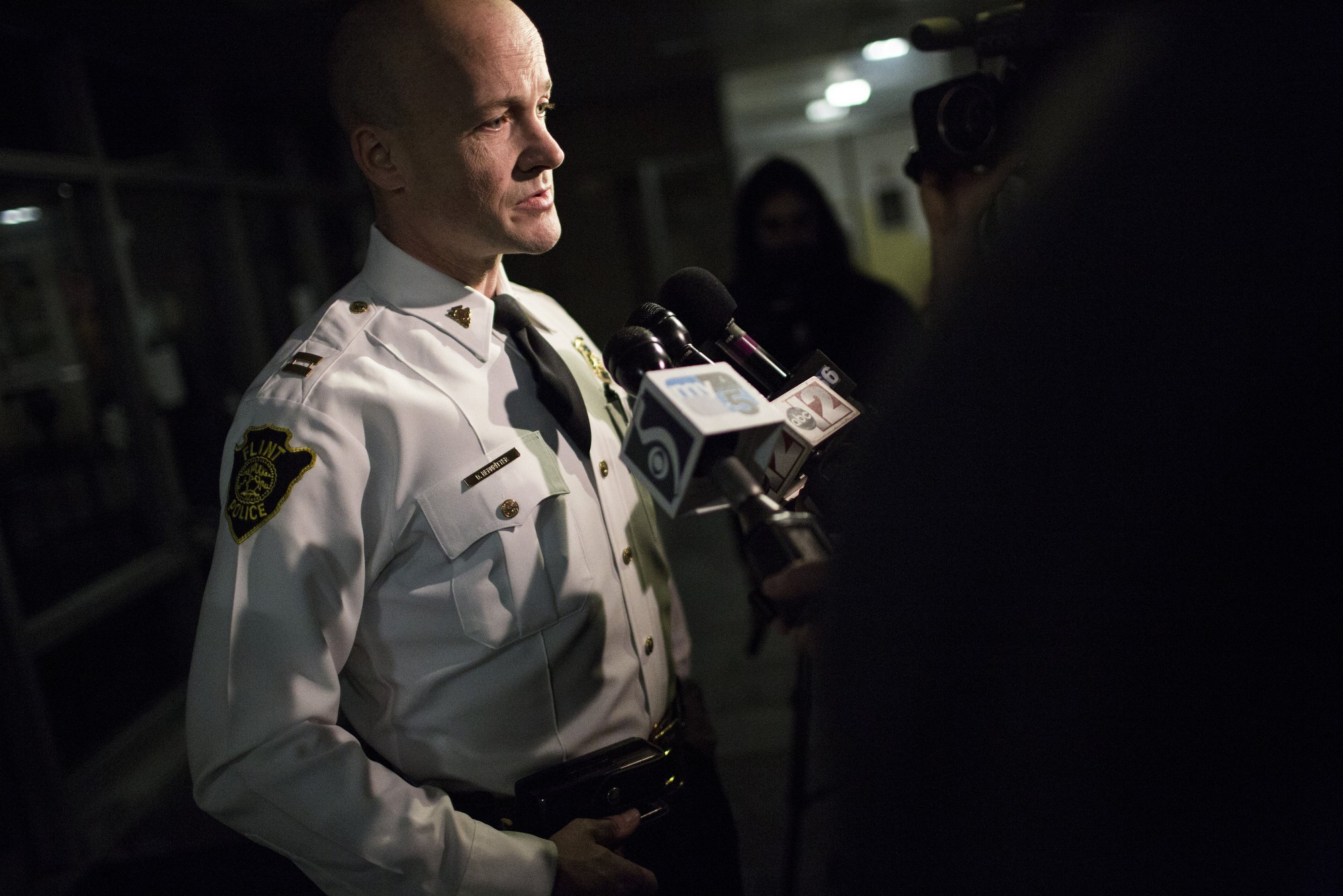 Flint deputy police chief to retire in January 2021 - mlive.com
