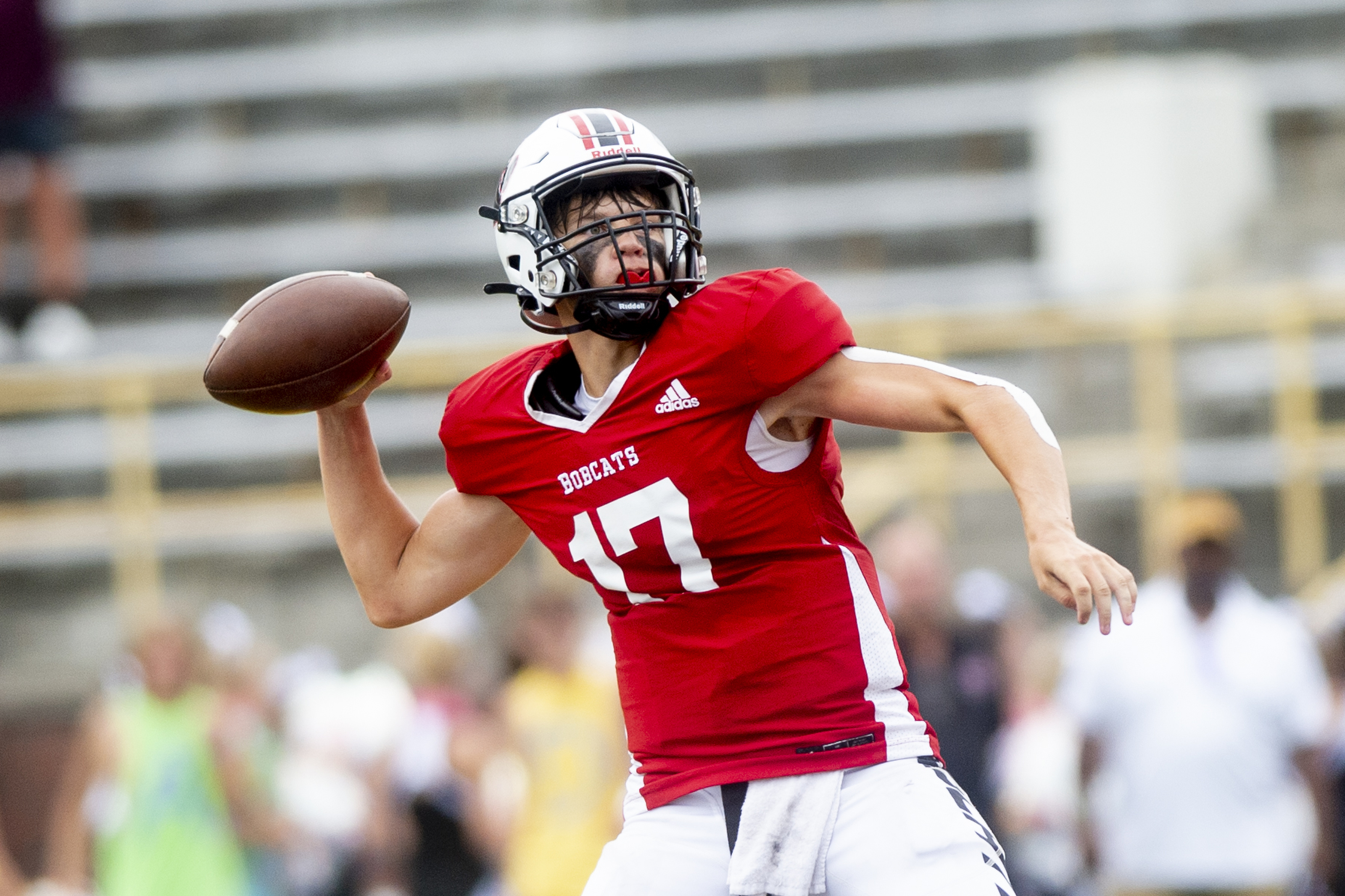 Grandville, Grand Blanc face off in 2022 football season-opener - mlive.com