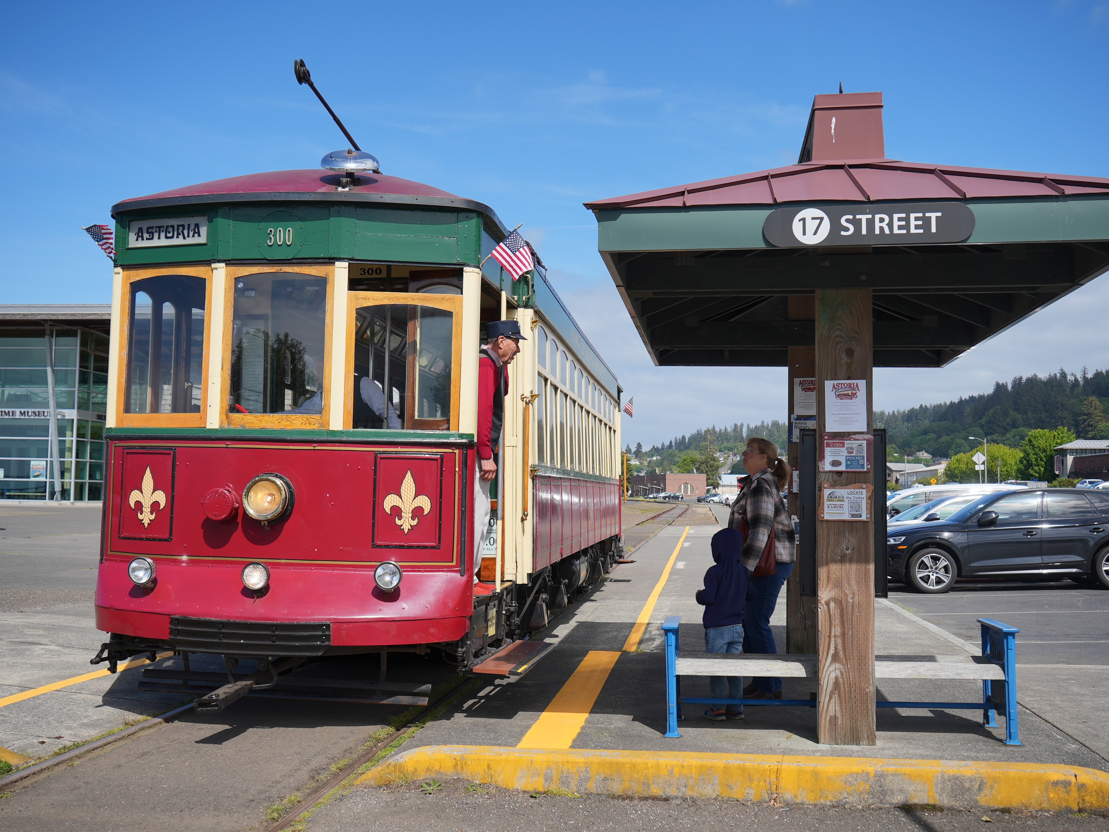 Astoria Riverfront Trolley - oregonlive.com