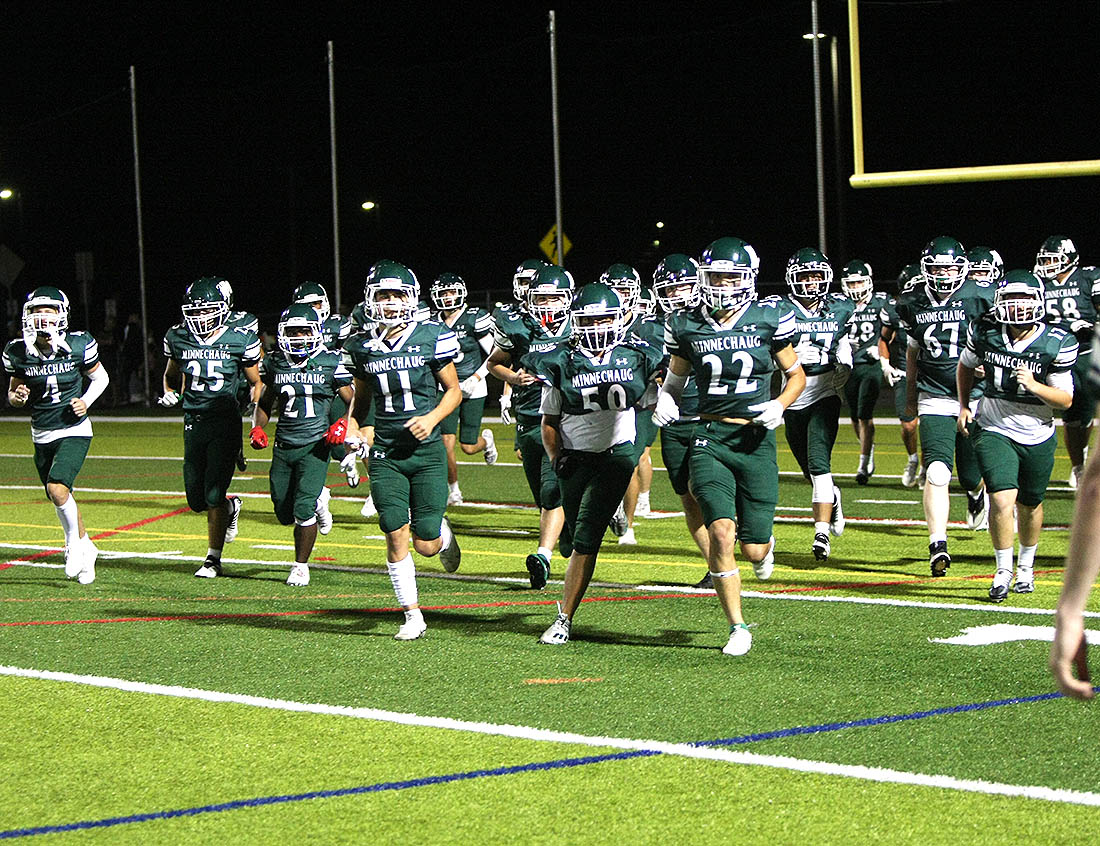 West Springfield vs Minnechaug Football 9/9/22 - masslive.com