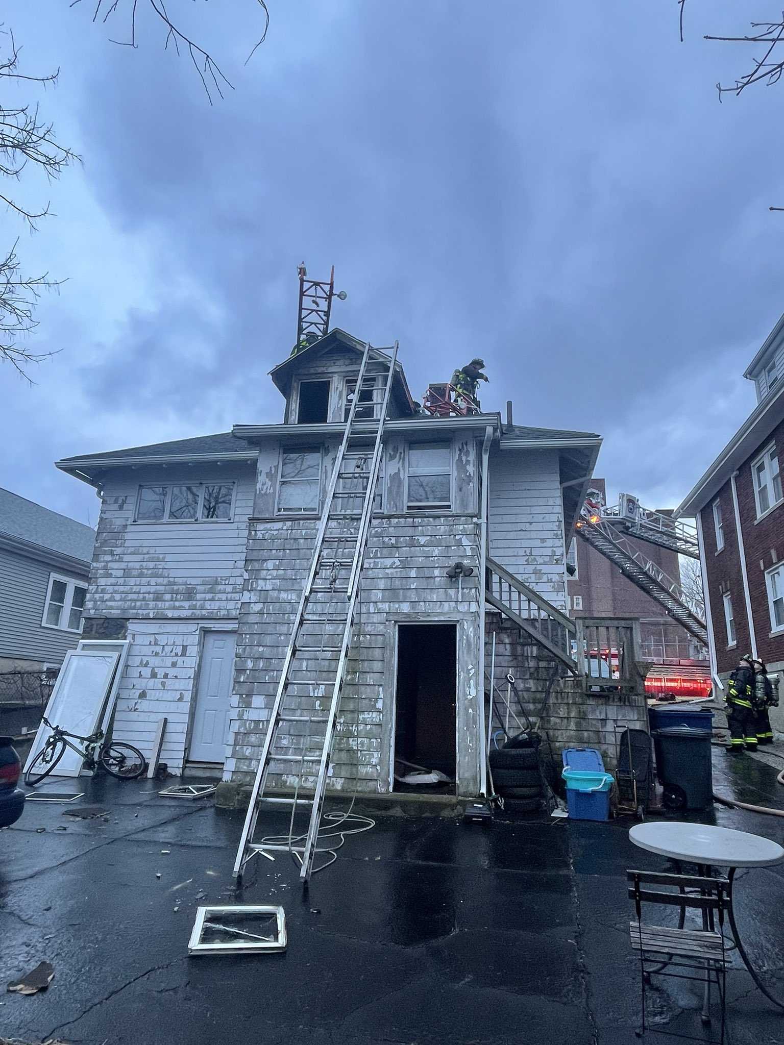 Fire at Boston home leaves 5 adults displaced - masslive.com