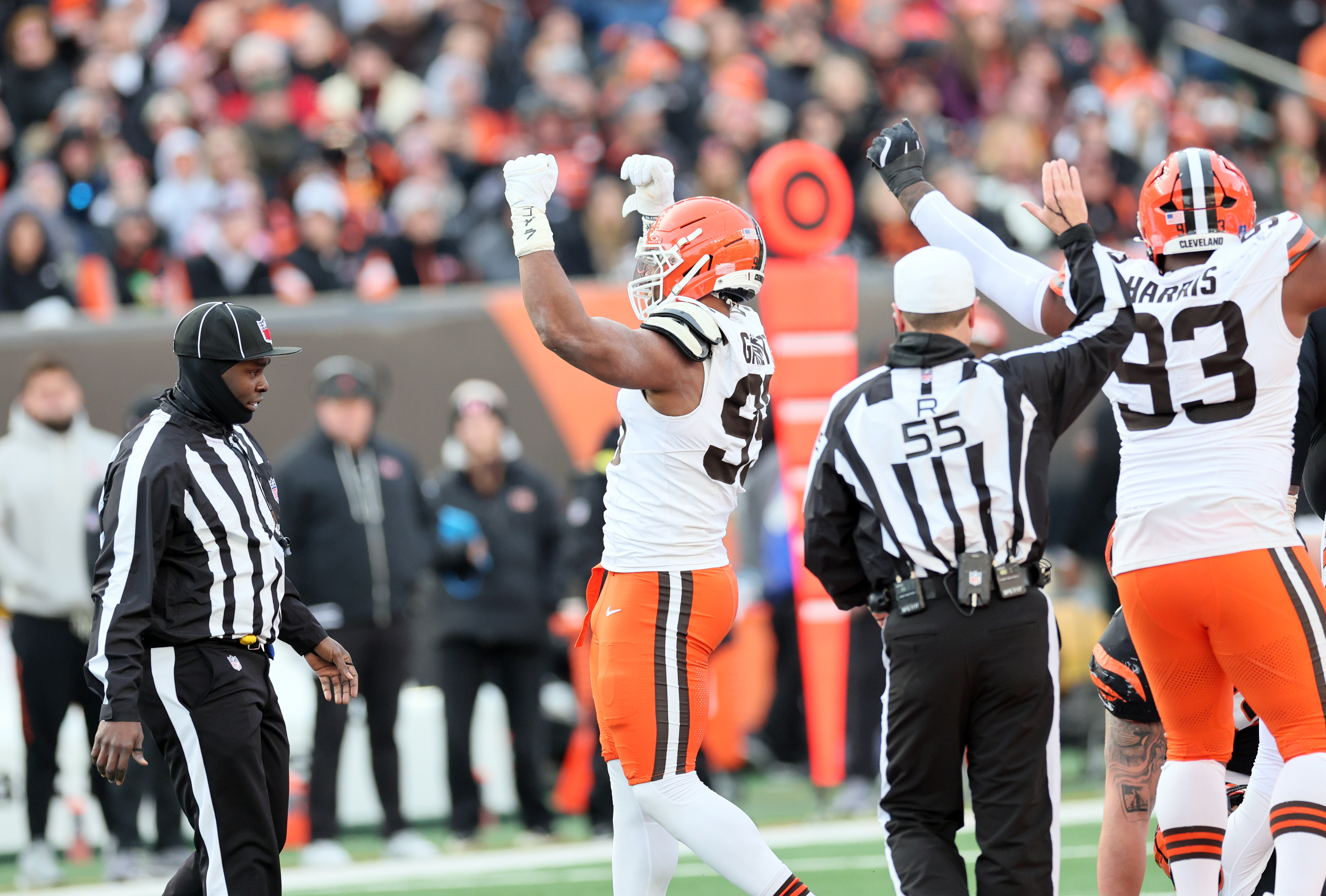 Cleveland Browns defensive end Myles Garrett sets NFL single season ...