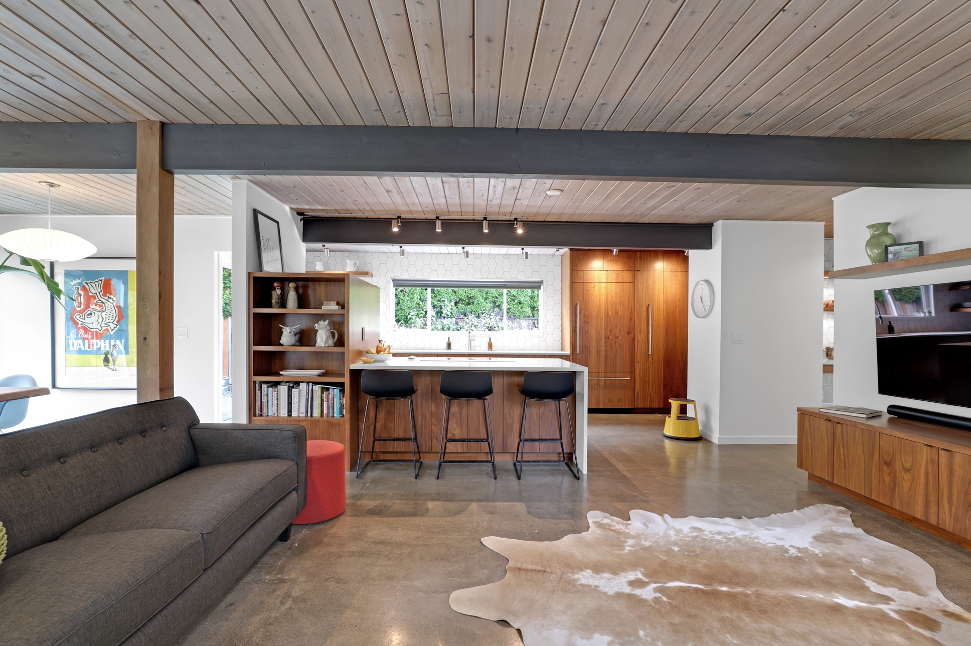 1967 remodeled Rummer-built modern home - oregonlive.com