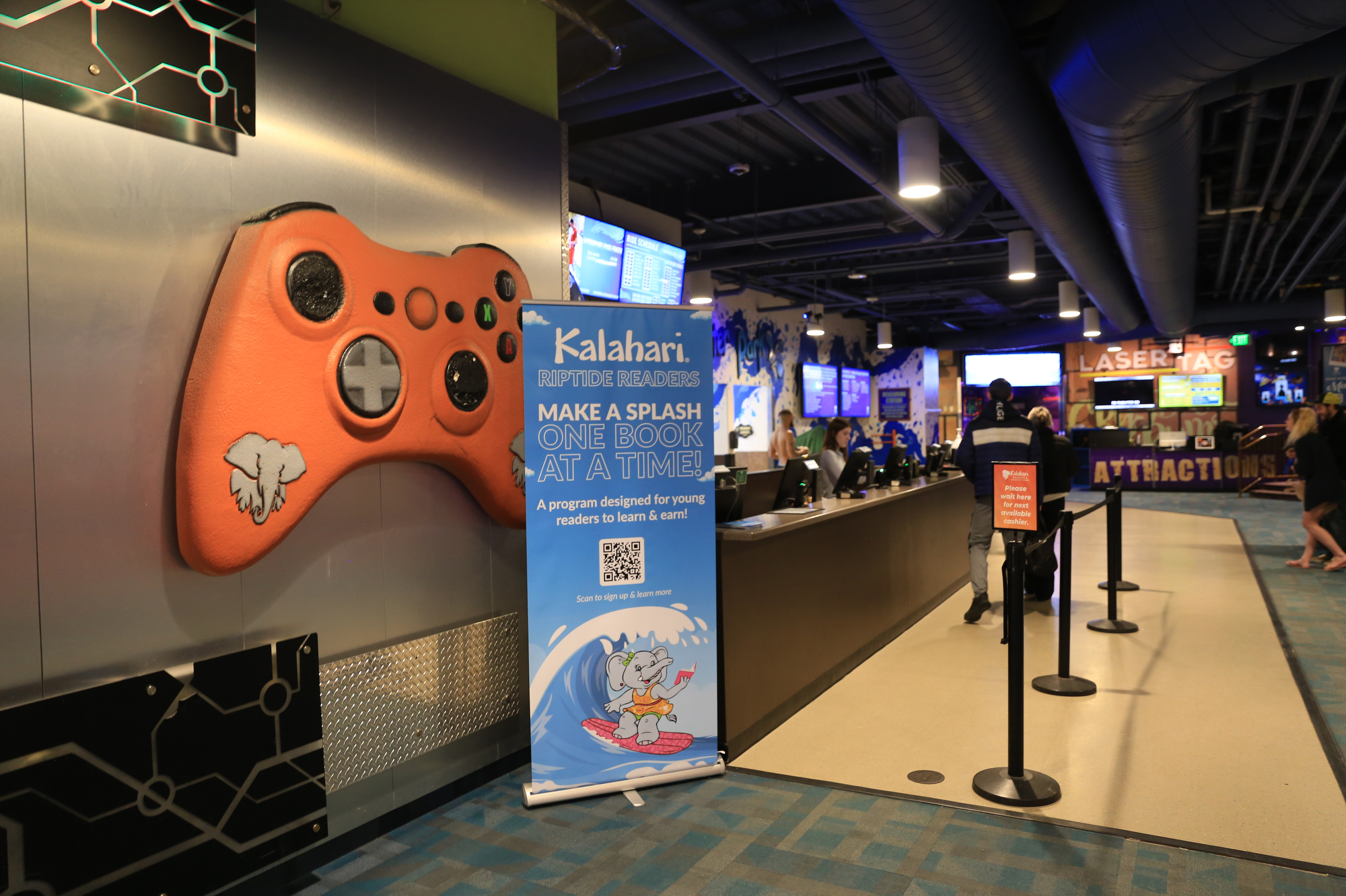 Kalahari Resort shows off new restaurants, water slide - cleveland.com