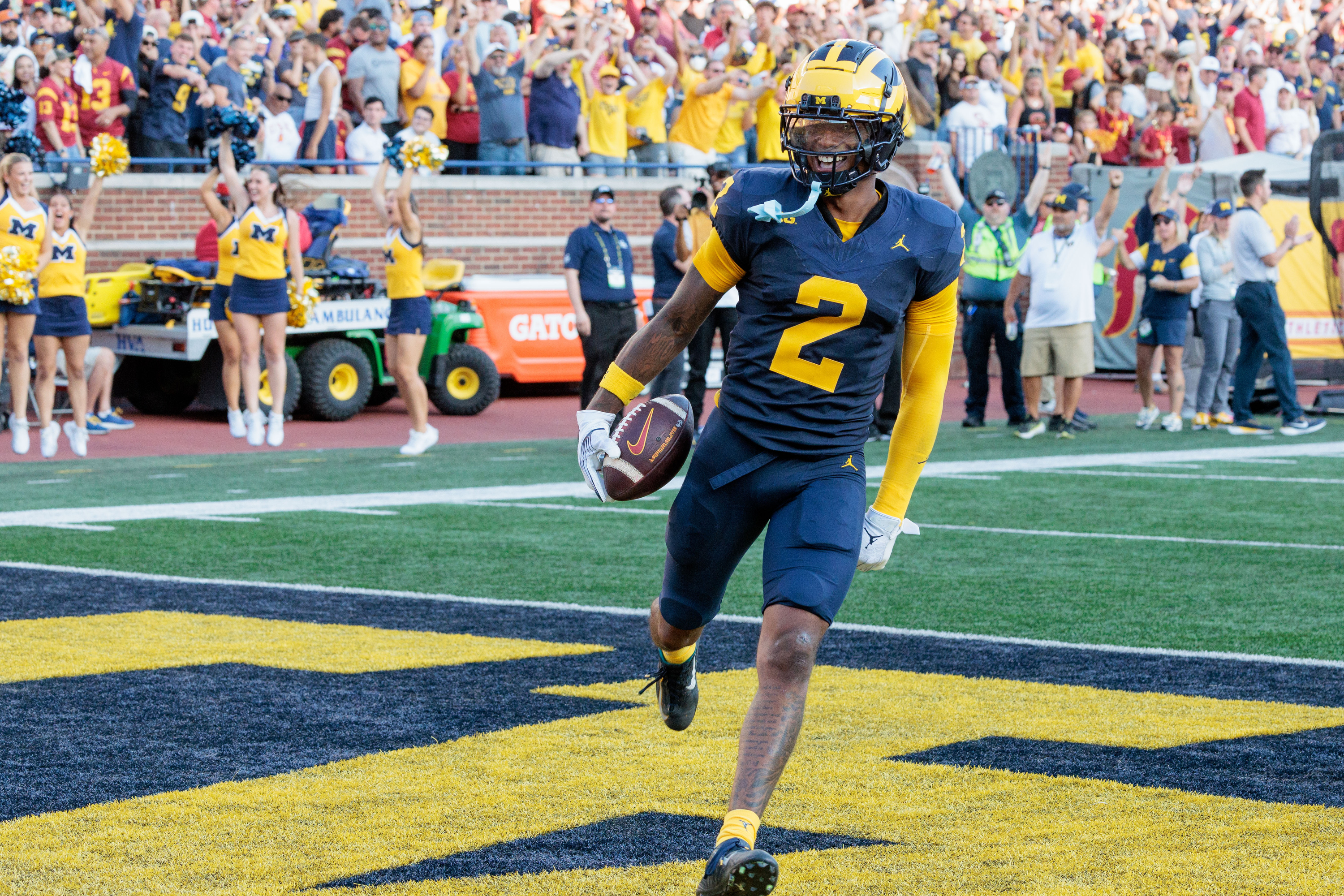 Michigan football hosts USC - mlive.com