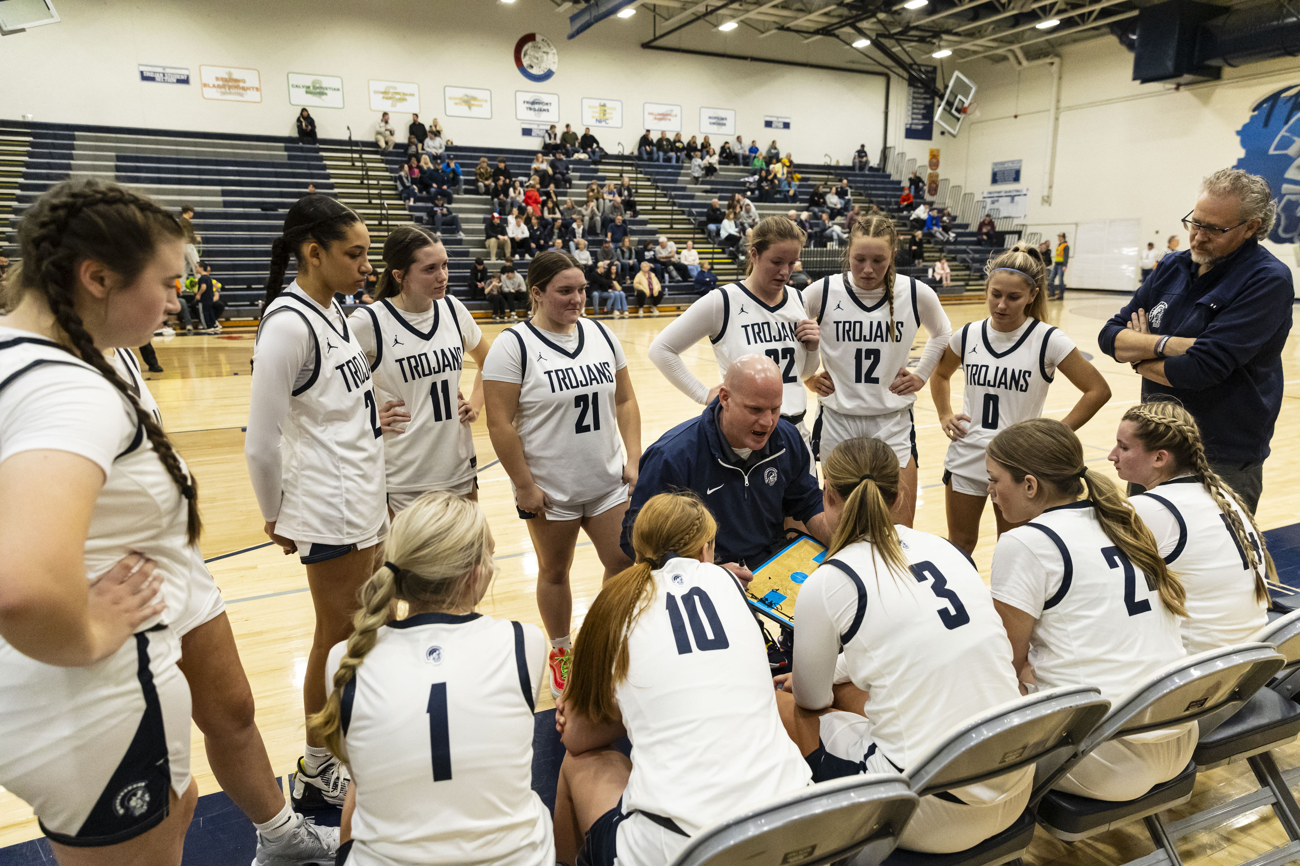 Fruitport hosts Spring Lake in high school girls basketball - mlive.com