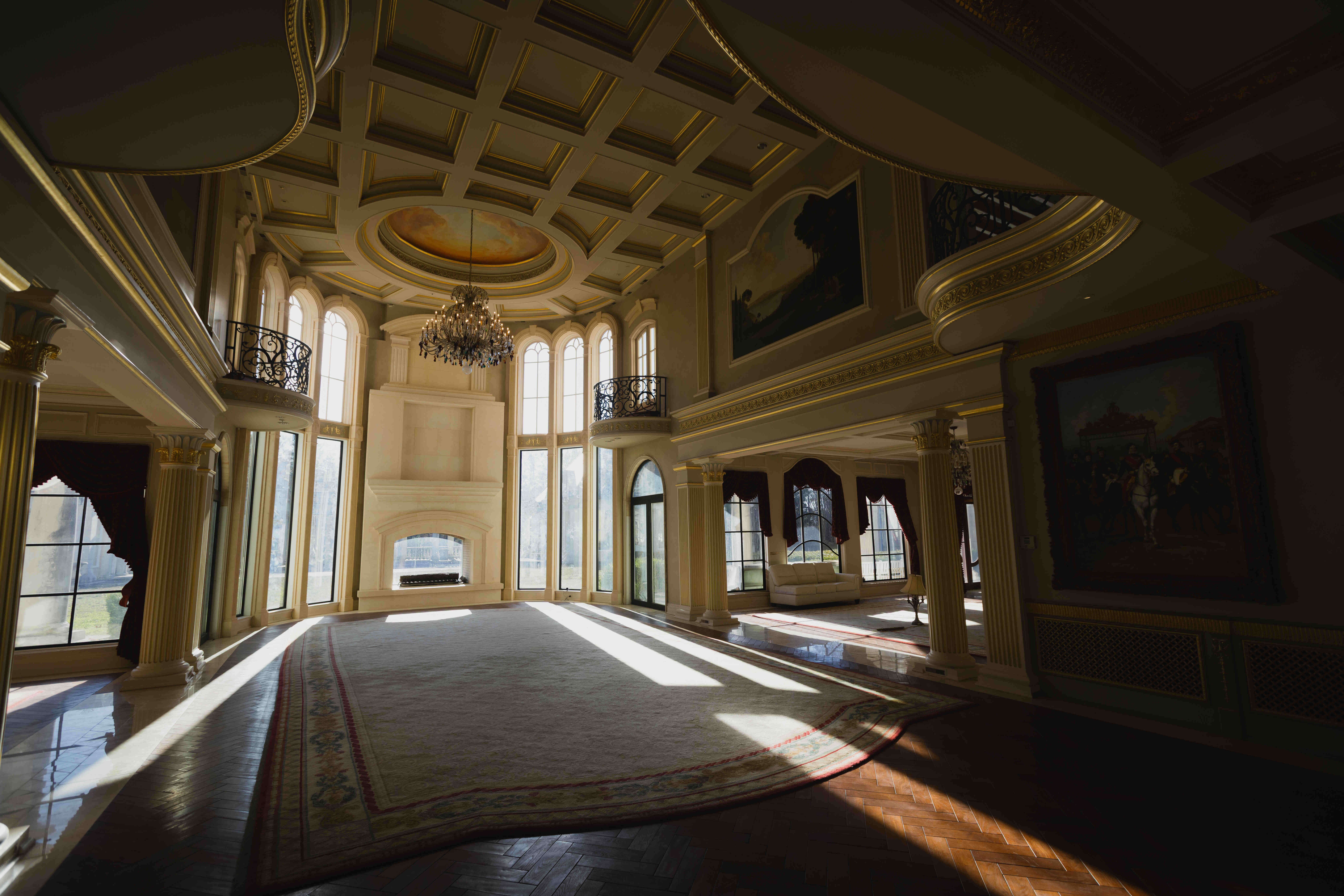 New owner of Alabama's biggest house begins renovations - al.com