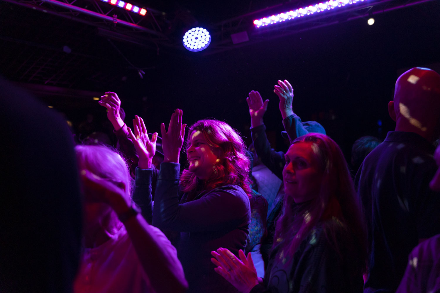 'Geezer Happy Hour' brings hundreds of people to LIVE NIGHTCLUB for ...