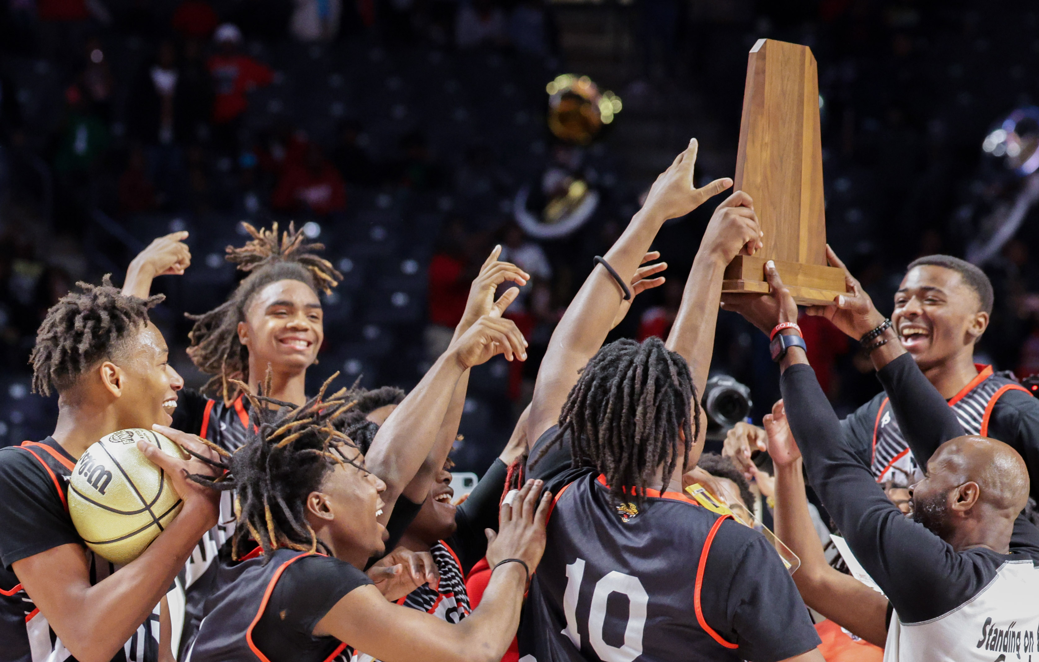 AHSAA 3A boys final: Midfield vs. Hillcrest-Evergreen - al.com