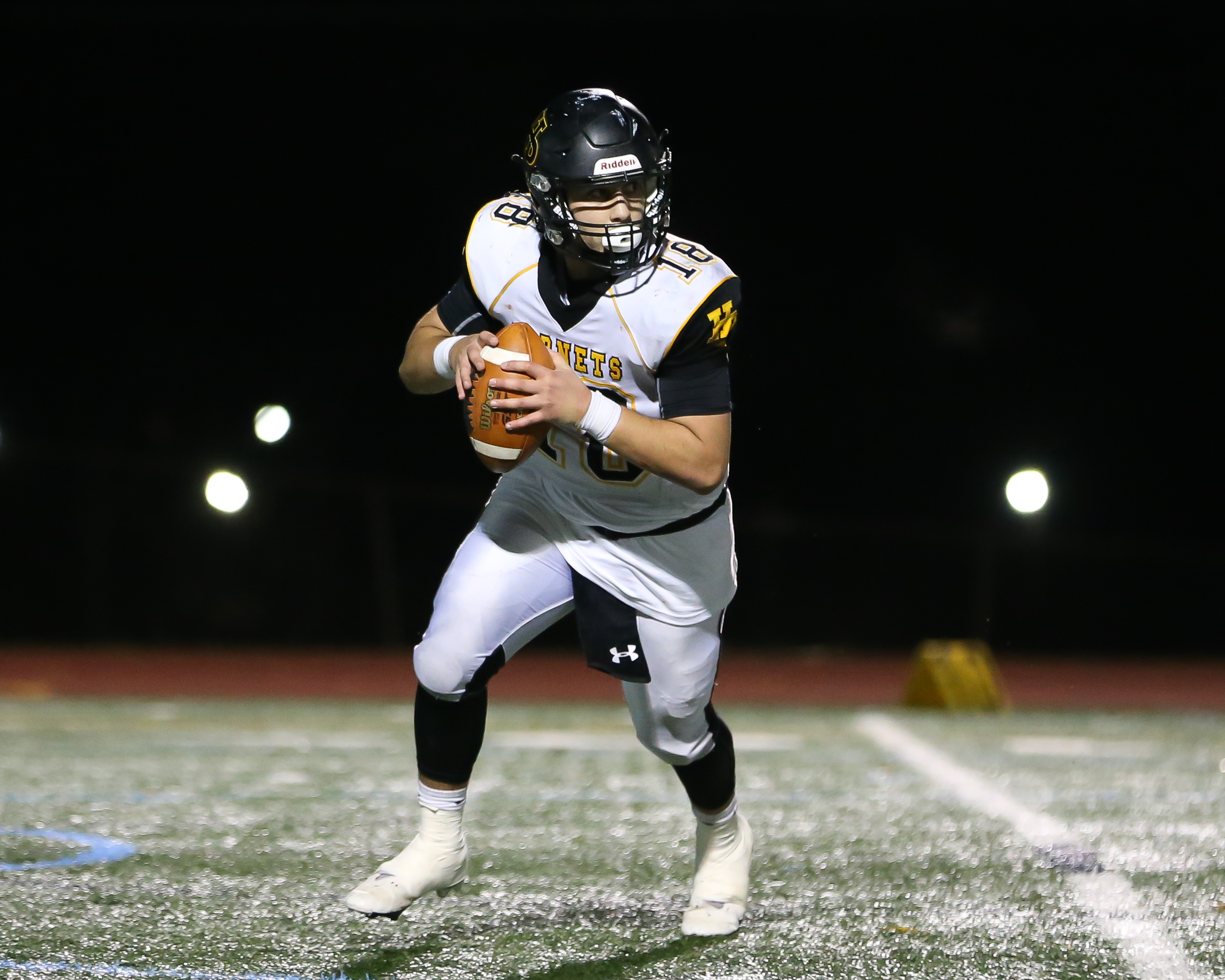 Football: Waldwick vs Hanover Park in NJSIAA North 1 Group 2 semis - nj.com