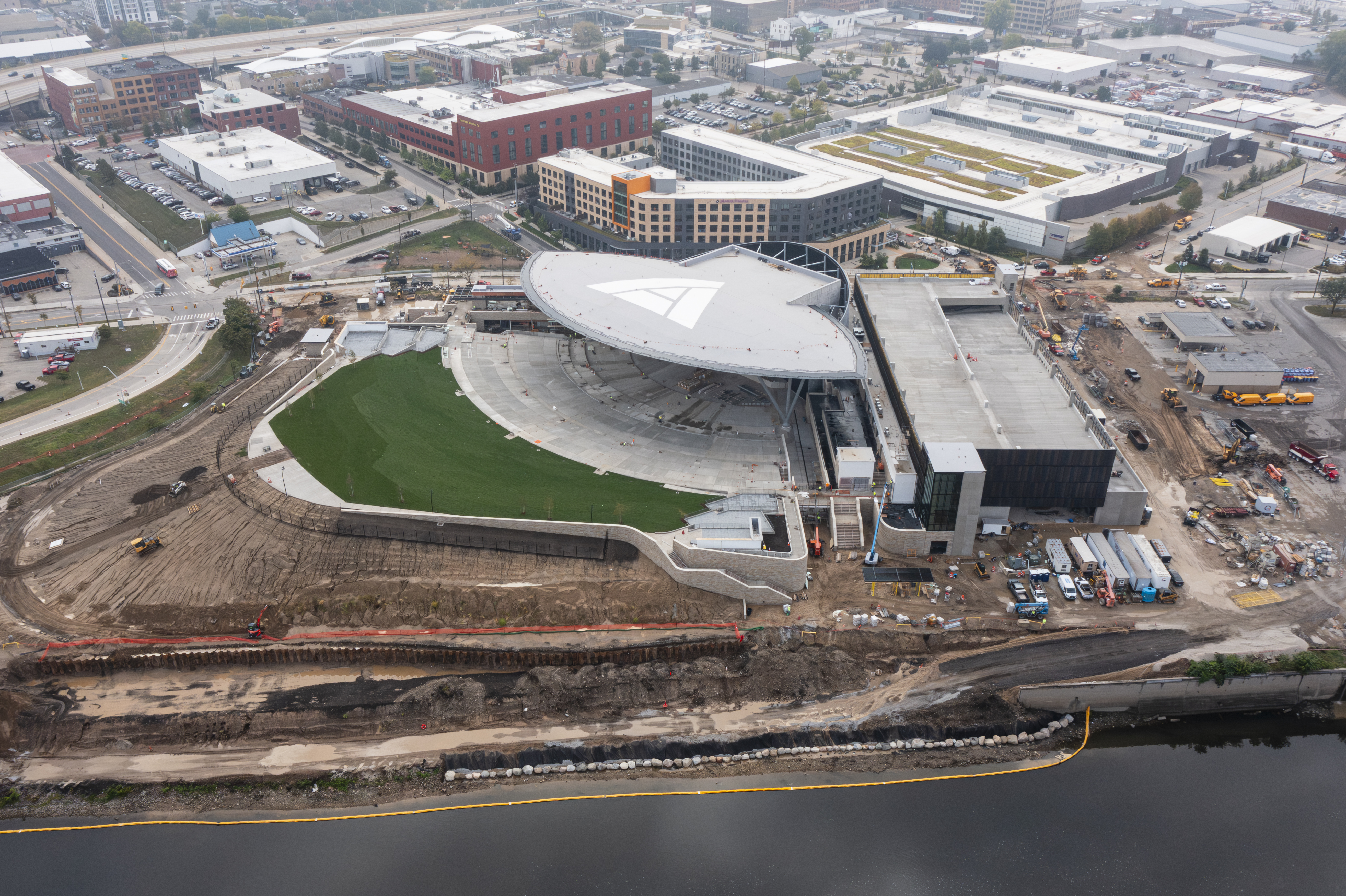 Construction progress of the Acrisure Amphitheater in downtown Grand ...