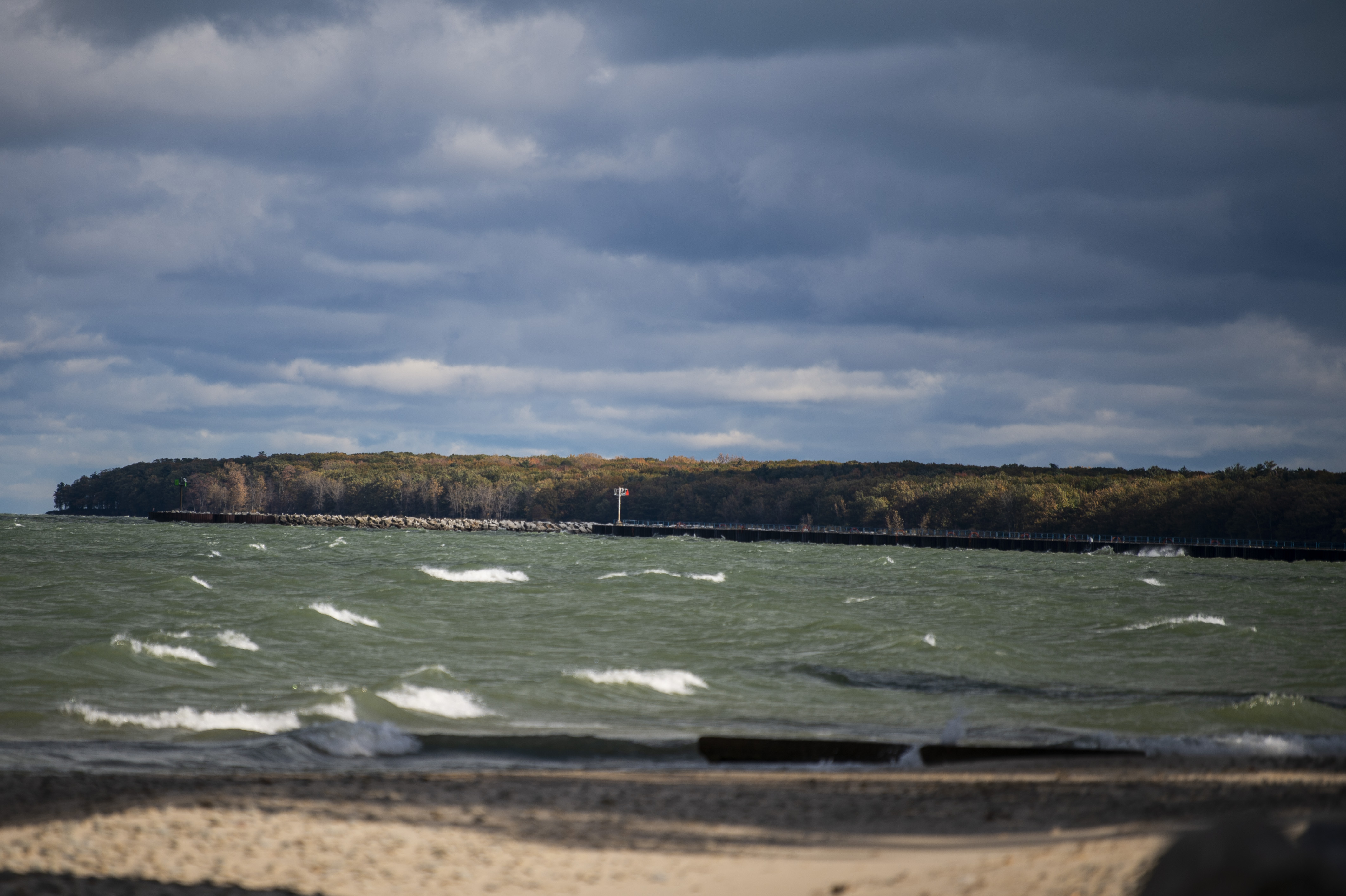Catch fall colors along Lake Huron as winter approaches - mlive.com