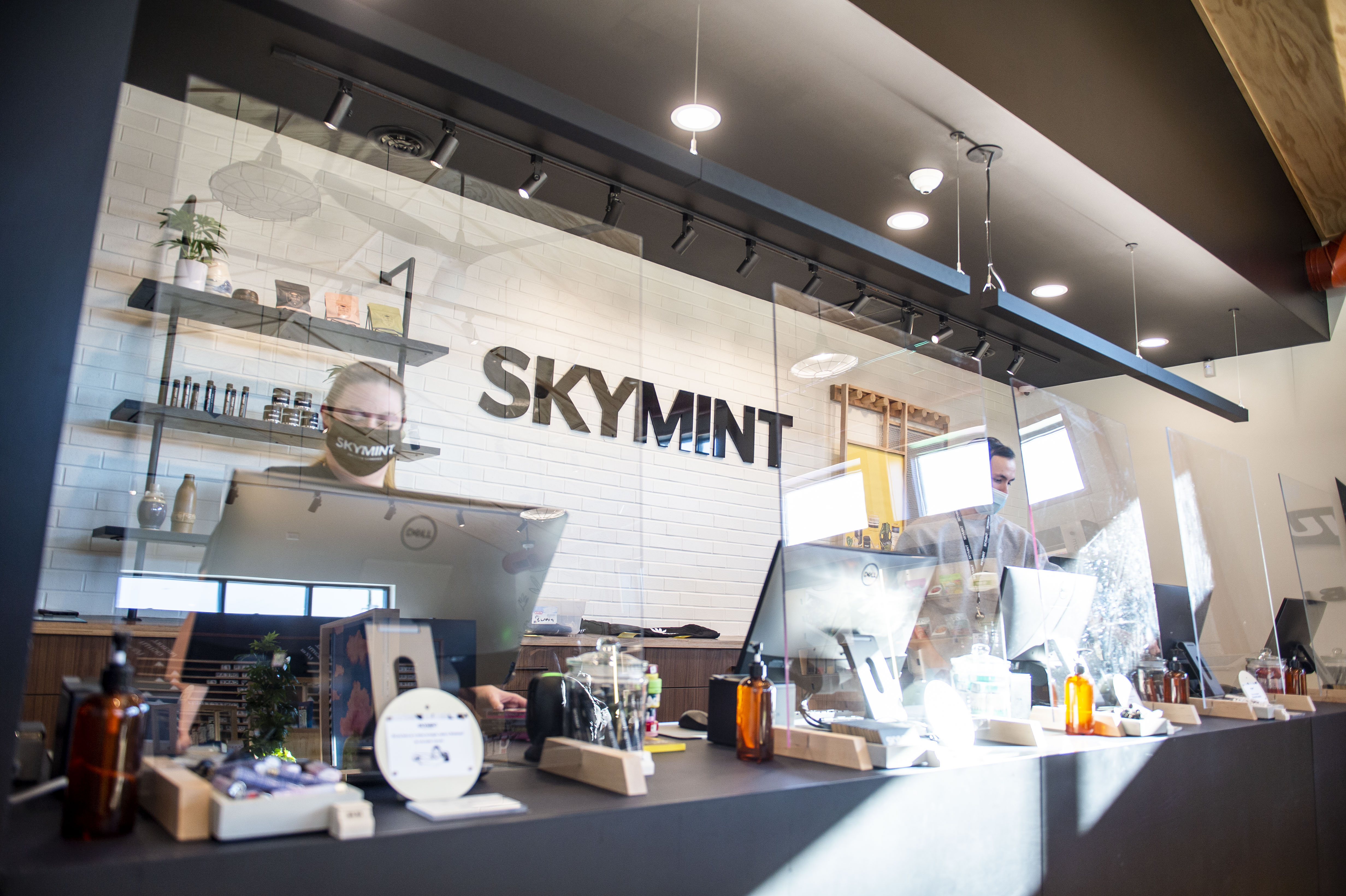 See inside Skymint’s new cannabis store in Saginaw - mlive.com