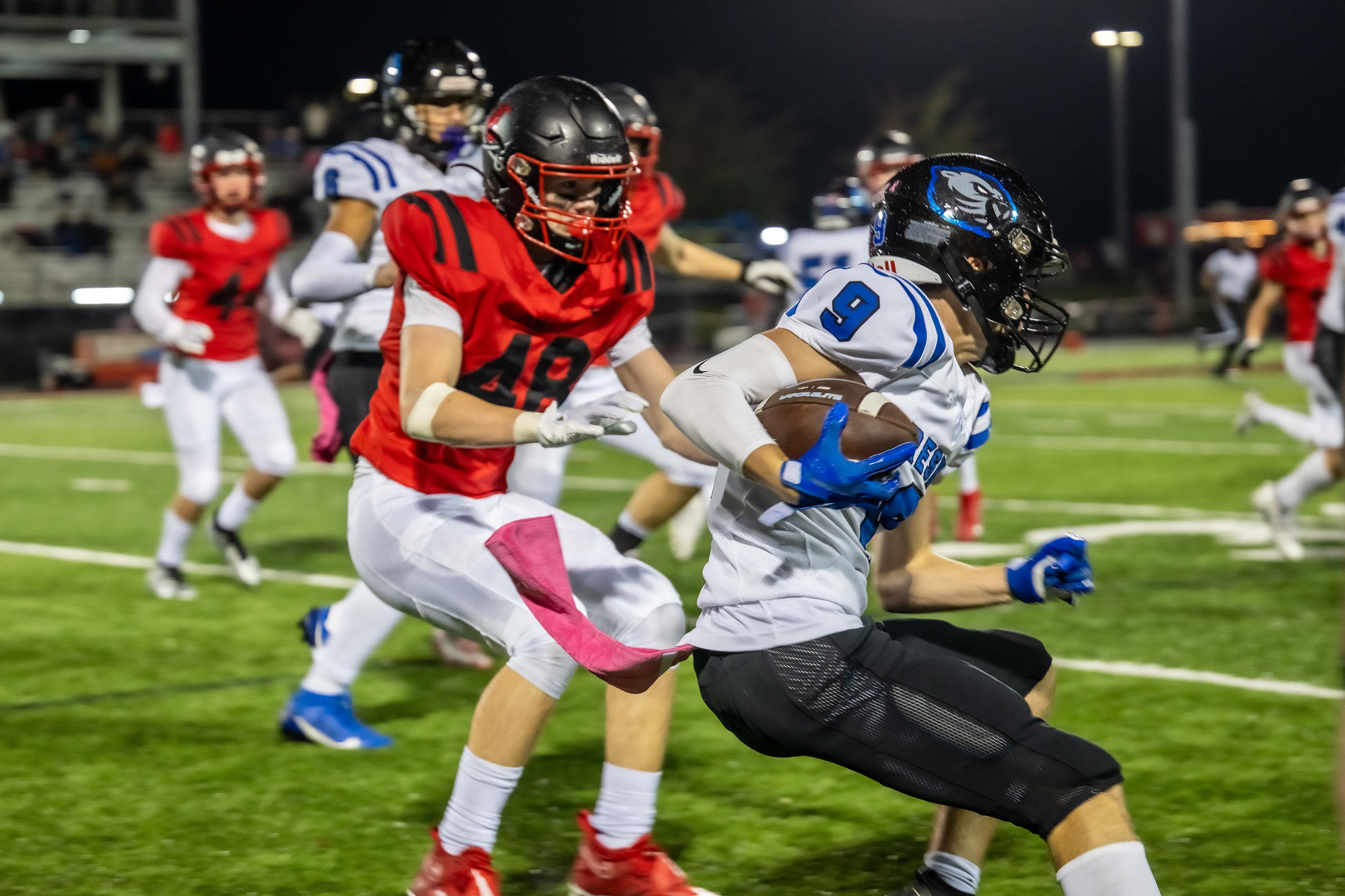 Oregon high school football: Clackamas Cavaliers vs Gresham Gophers ...
