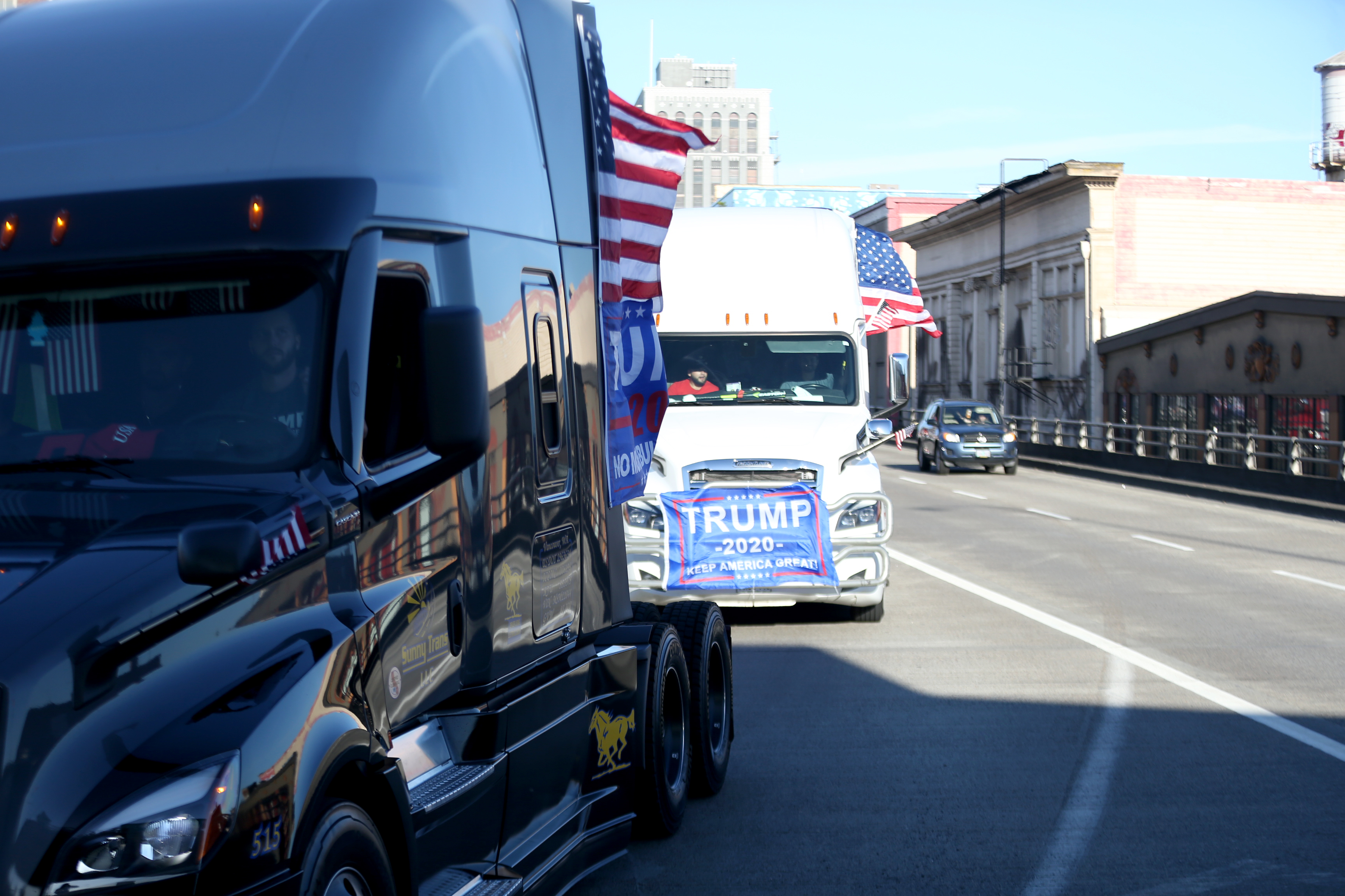Trump event draws hundreds to Portland Area - oregonlive.com