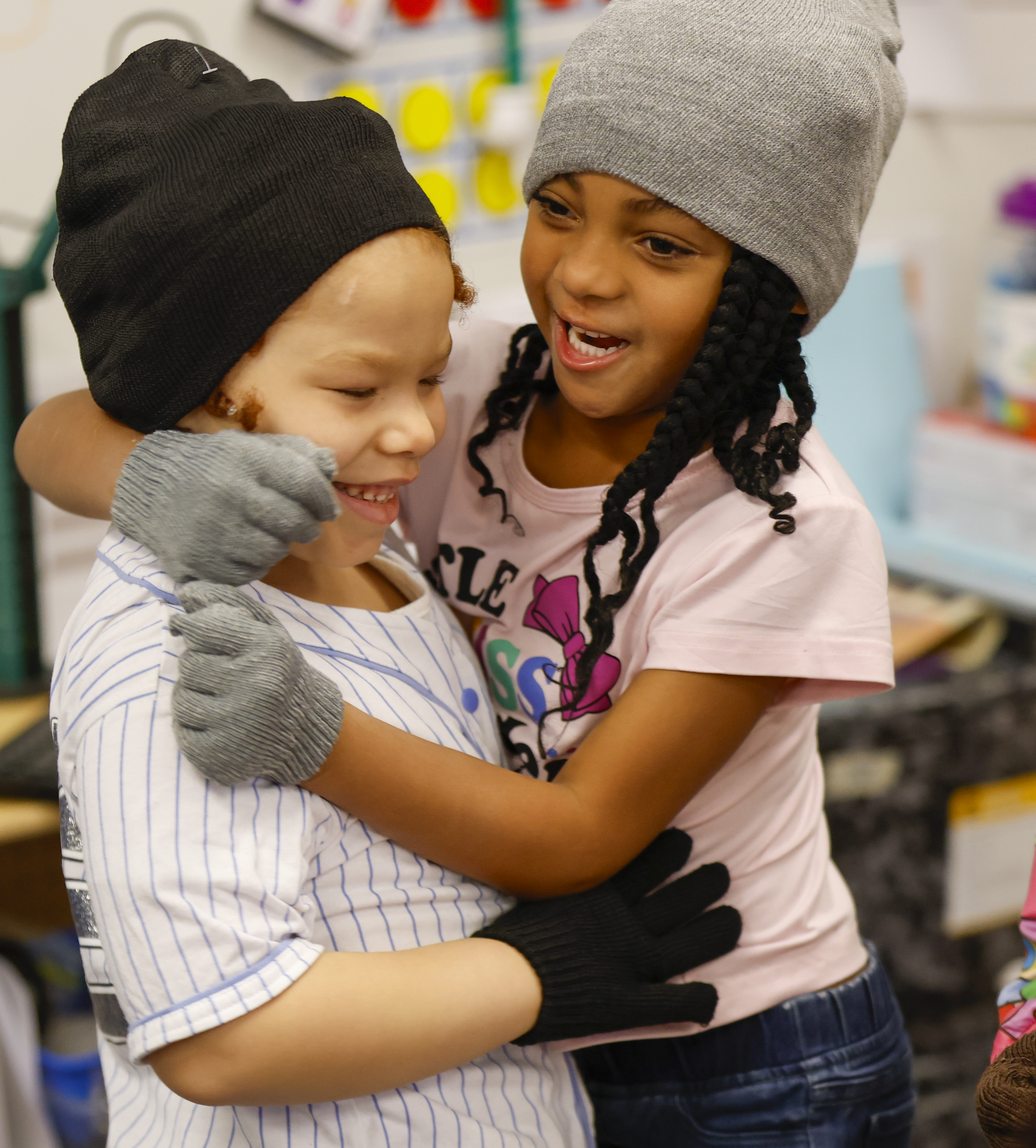 Wlandis Hat & Glove giveaway at Dr. Weeks Elementary School in Syracuse ...