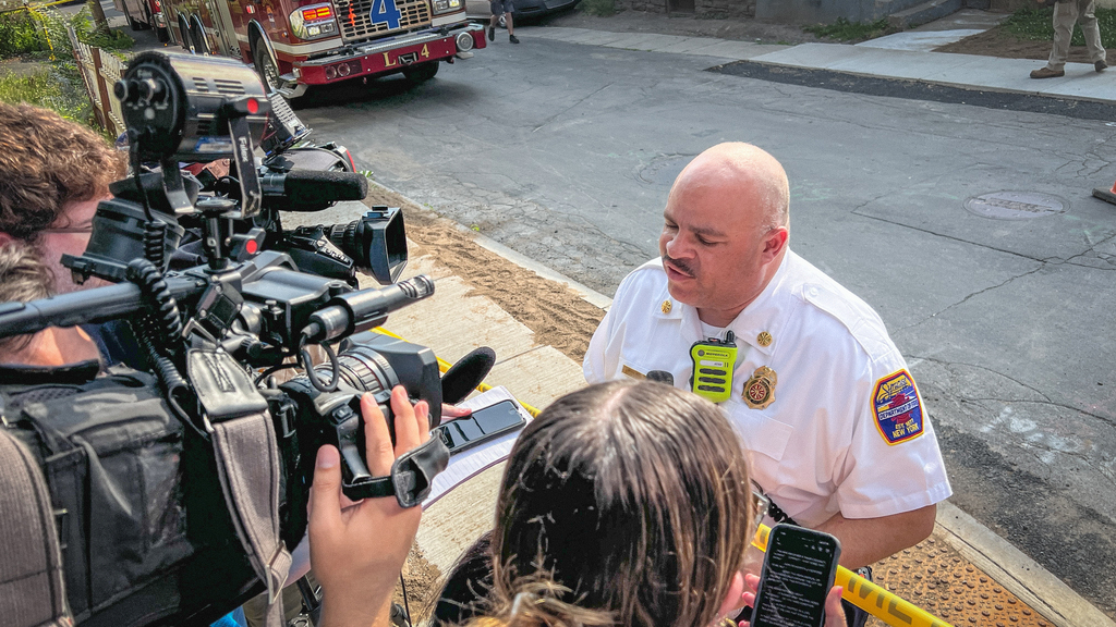 House destroyed in Syracuse, 12 people hurt - syracuse.com