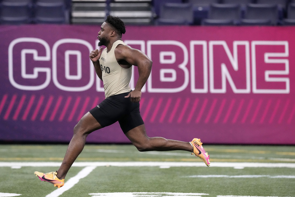 NFL scouting combine; Quarterbacks, wide receivers and running backs ...