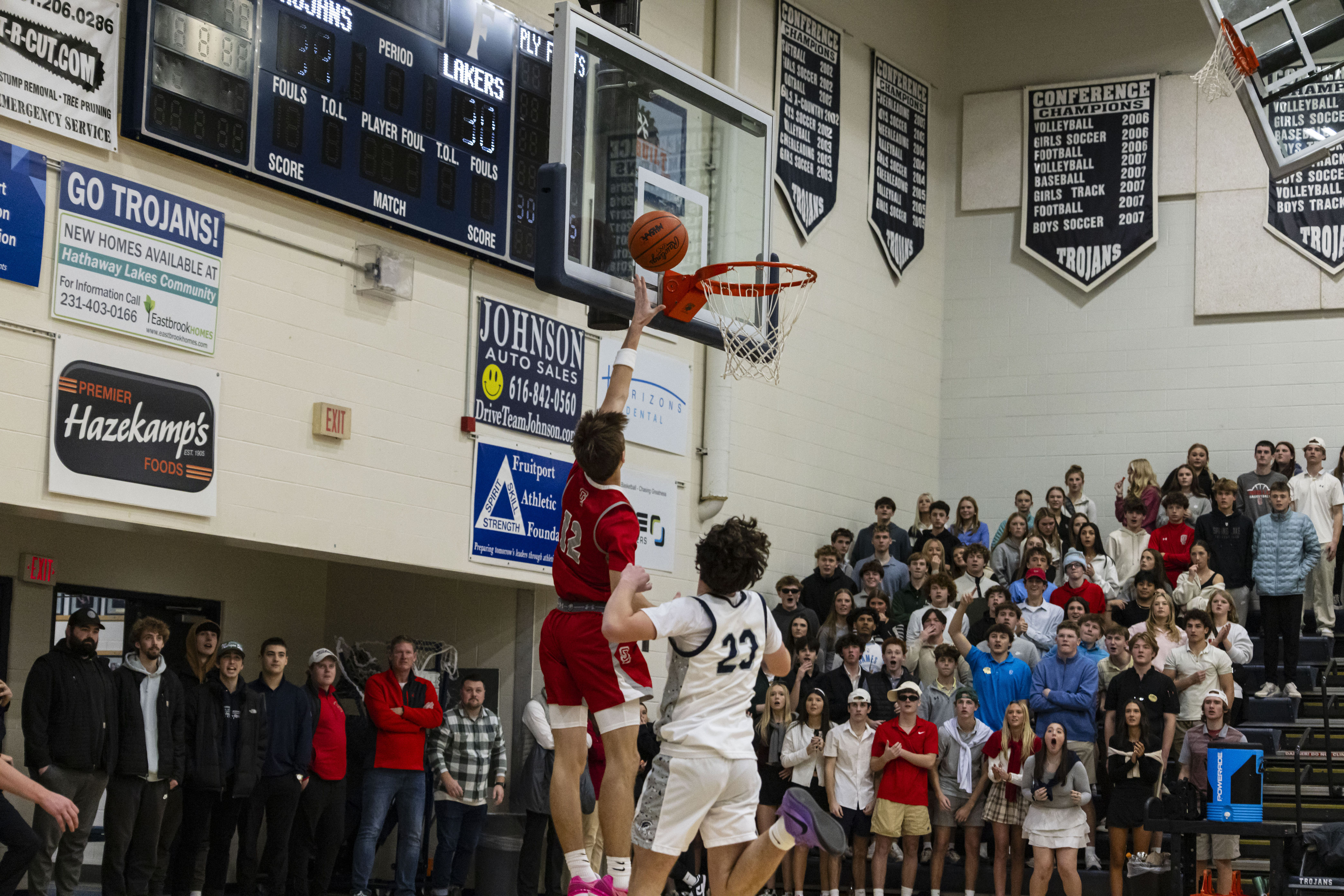 Fruitport hosts Spring Lake in high school boys basketball - mlive.com