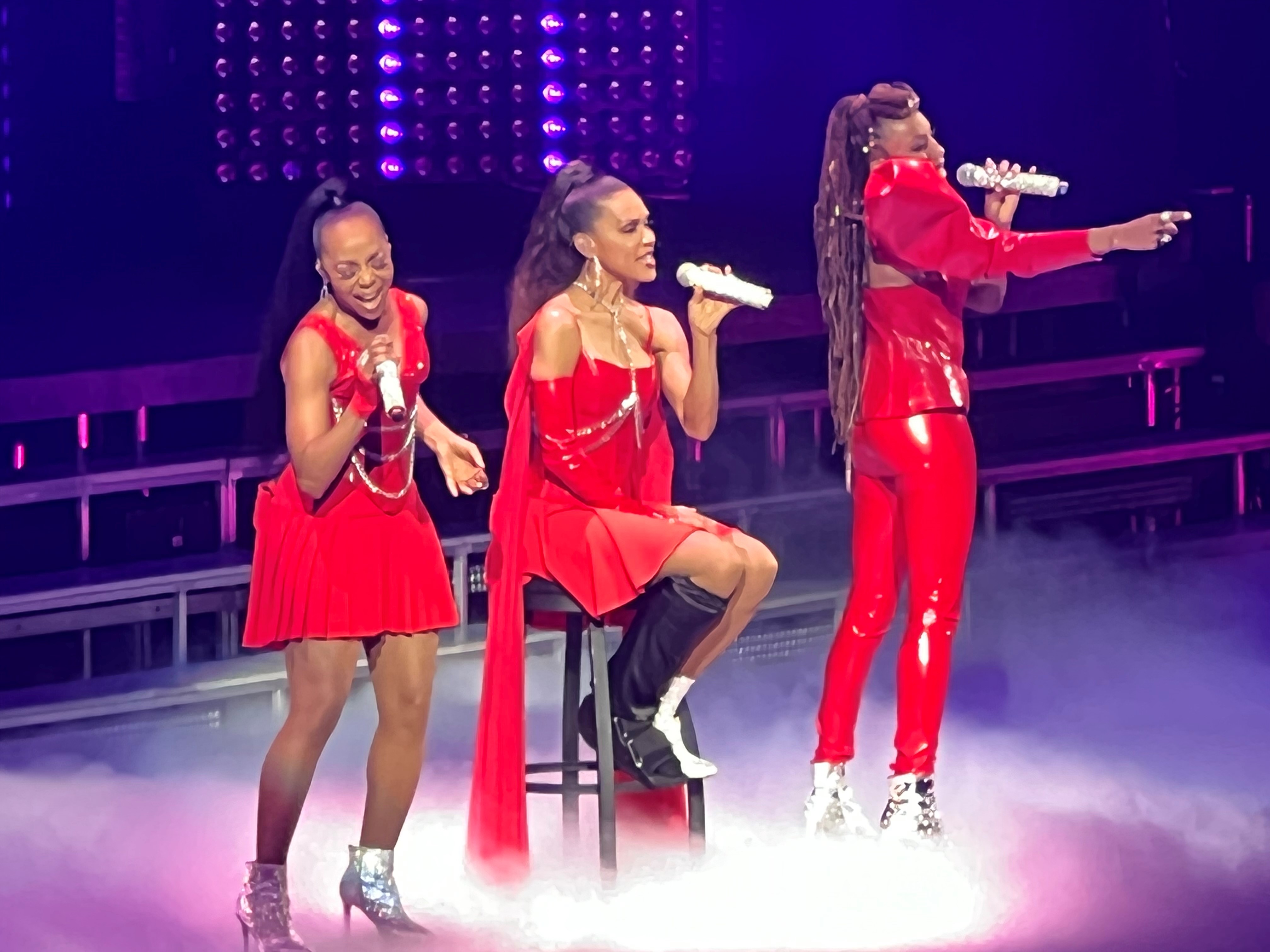 NKOTB, Rick Astley, Salt-N-Pepa, En Vogue MixTape Tour in Detroit ...