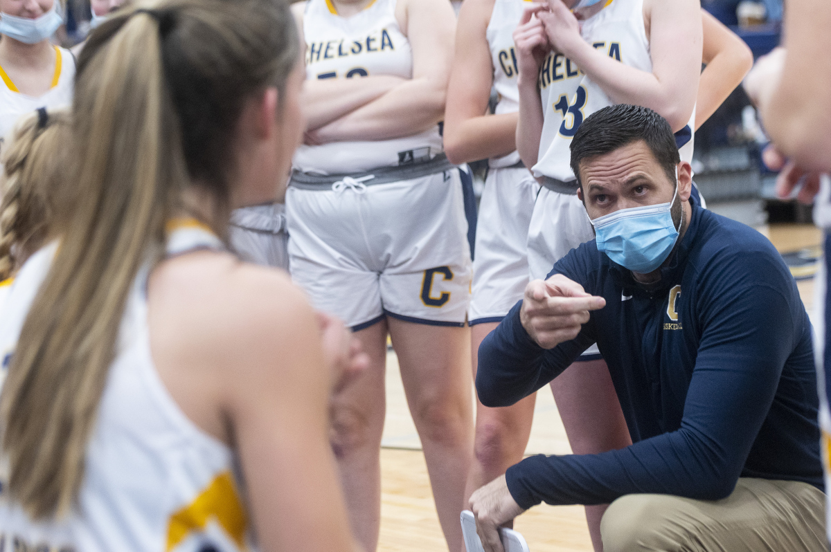 Chelsea vs. Stockbridge girls basketball - mlive.com
