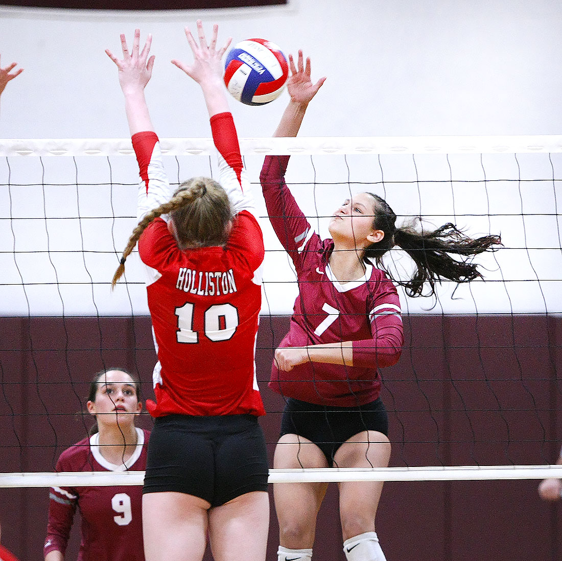 Holliston vs Amherst girls Volleyball 11/9/23 - masslive.com