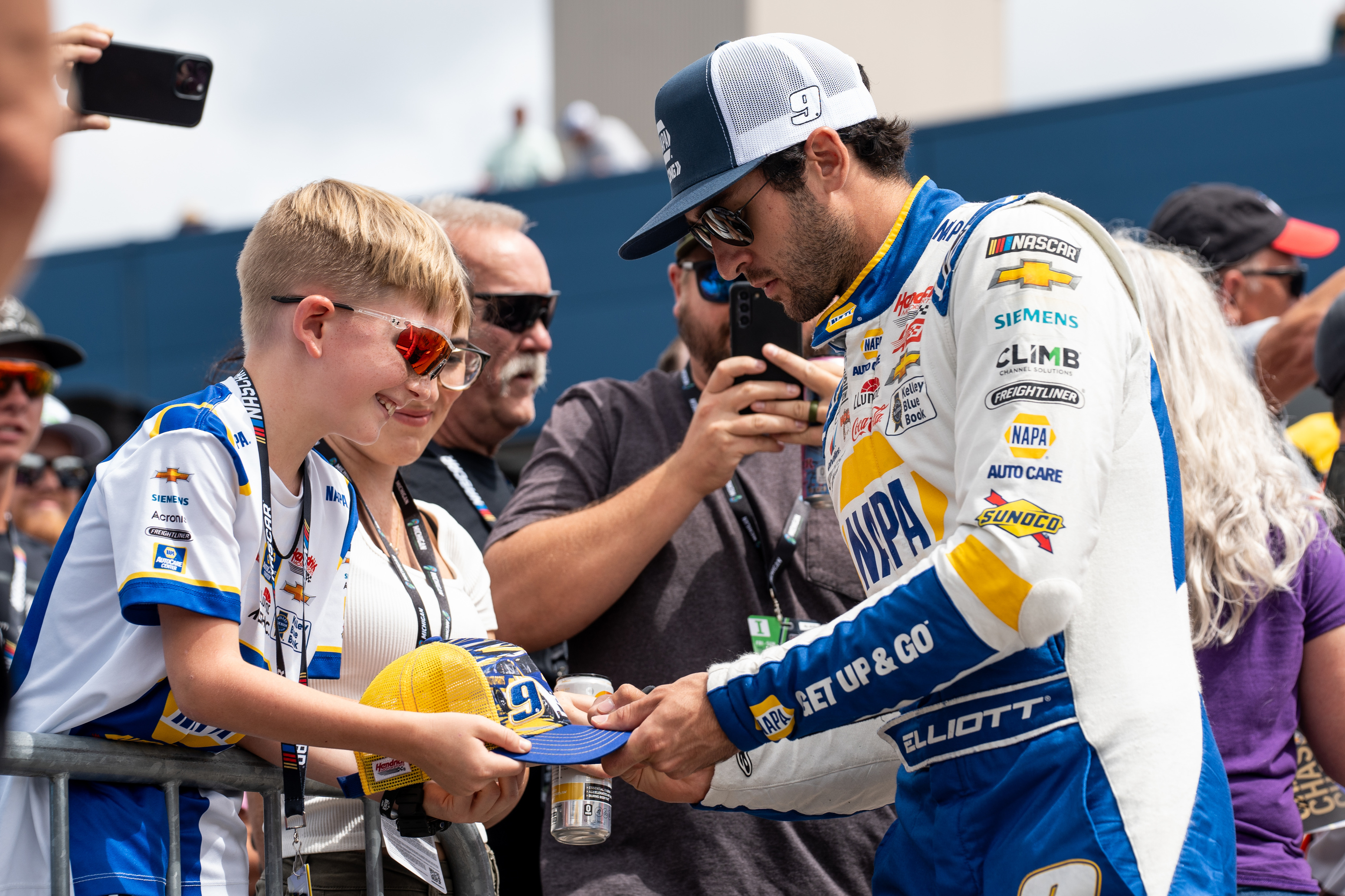 NASCAR FireKeepers Casino 400 at Michigan International Speedway ...