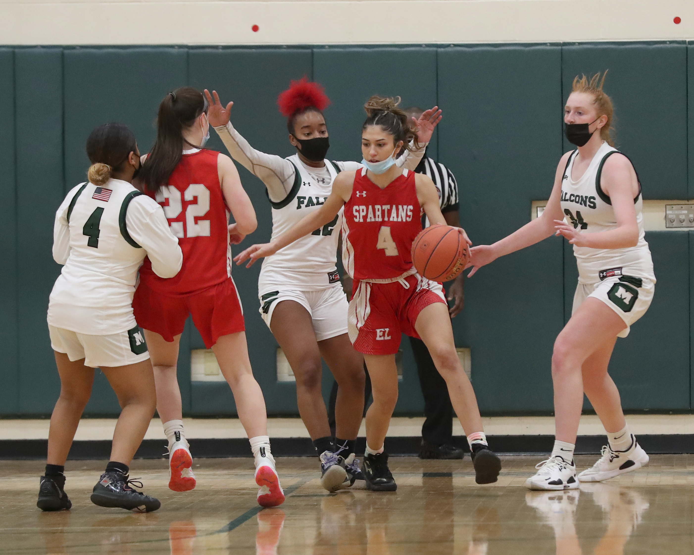 East Longmeadow vs Minnechaug Girls Basketball - masslive.com