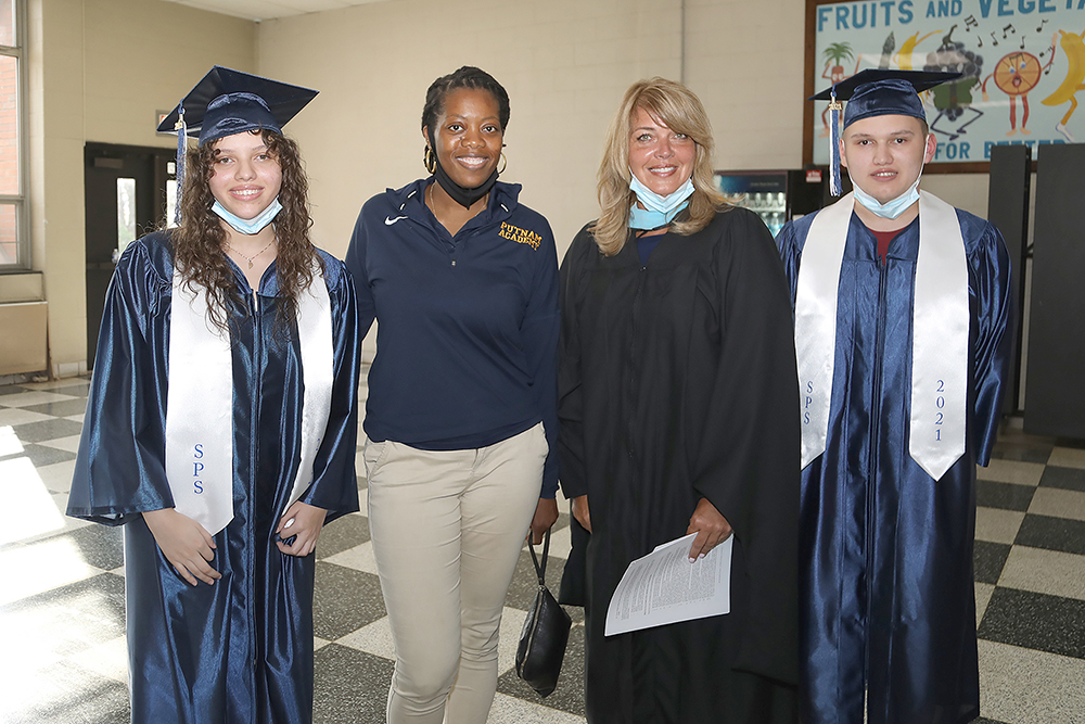 The Springfield Alternative Schools Class of 2021 Graduation Ceremony ...