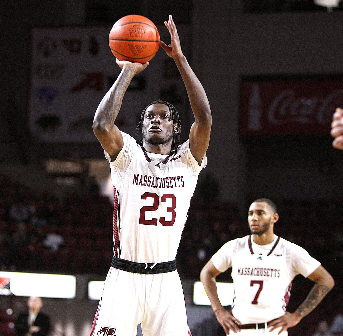 UMass Men's Basketball vs UMass Lowell 12/7/24 - masslive.com