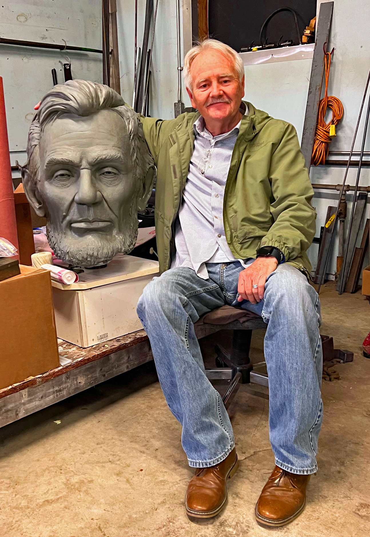Lincoln statue unveiled - mlive.com