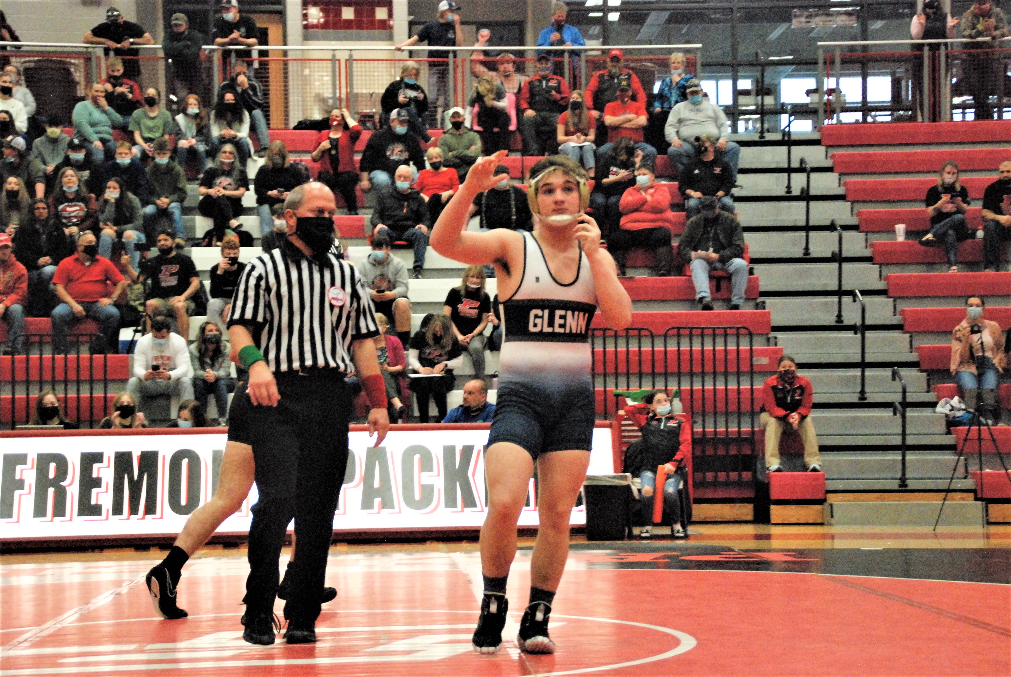 Fremont wrestling captures Division 2 team regional title with wins ...