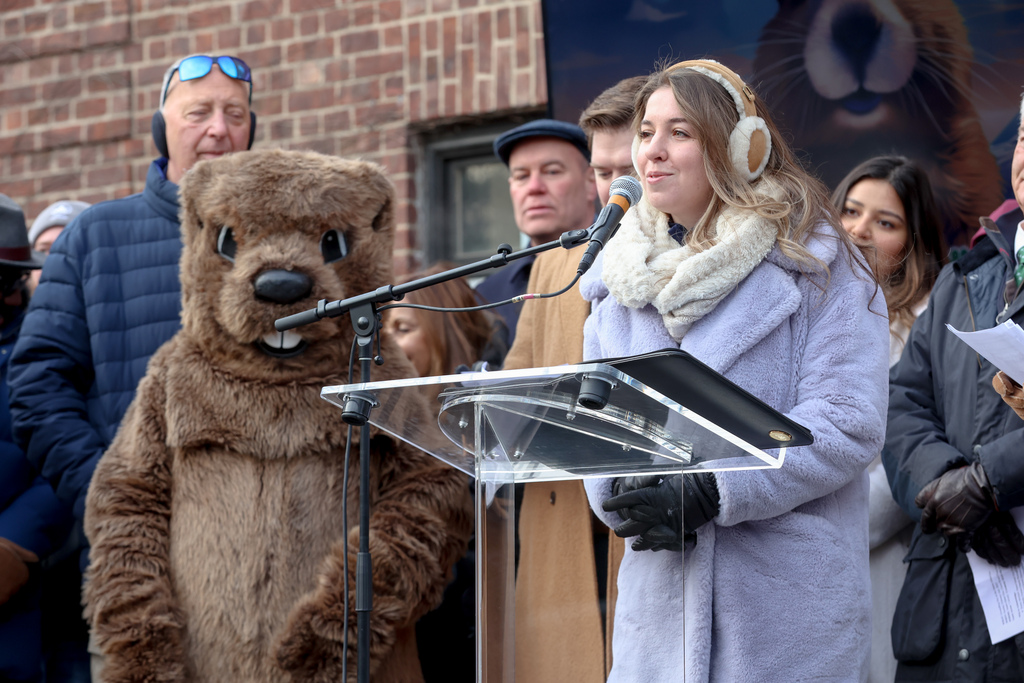 Groundhog Day 2025: Staten Island Chuck makes his prediction - silive.com