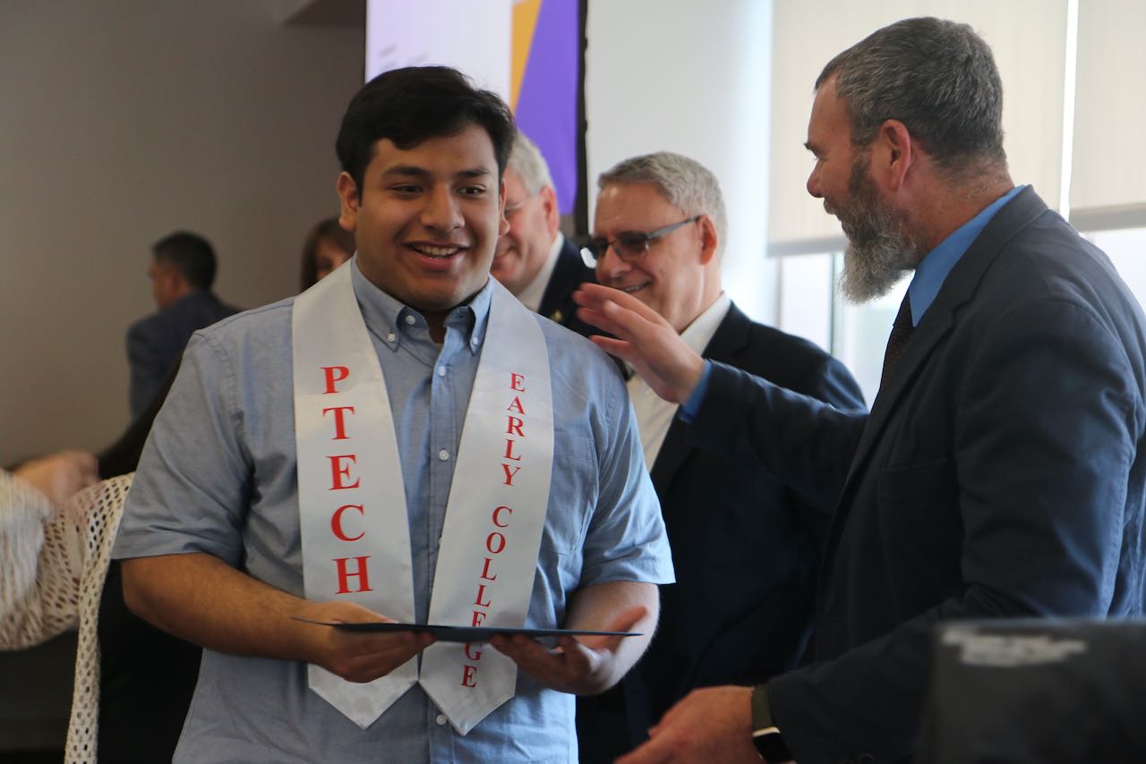 Staten Island's first P-TECH cohort graduates from college-prep program ...