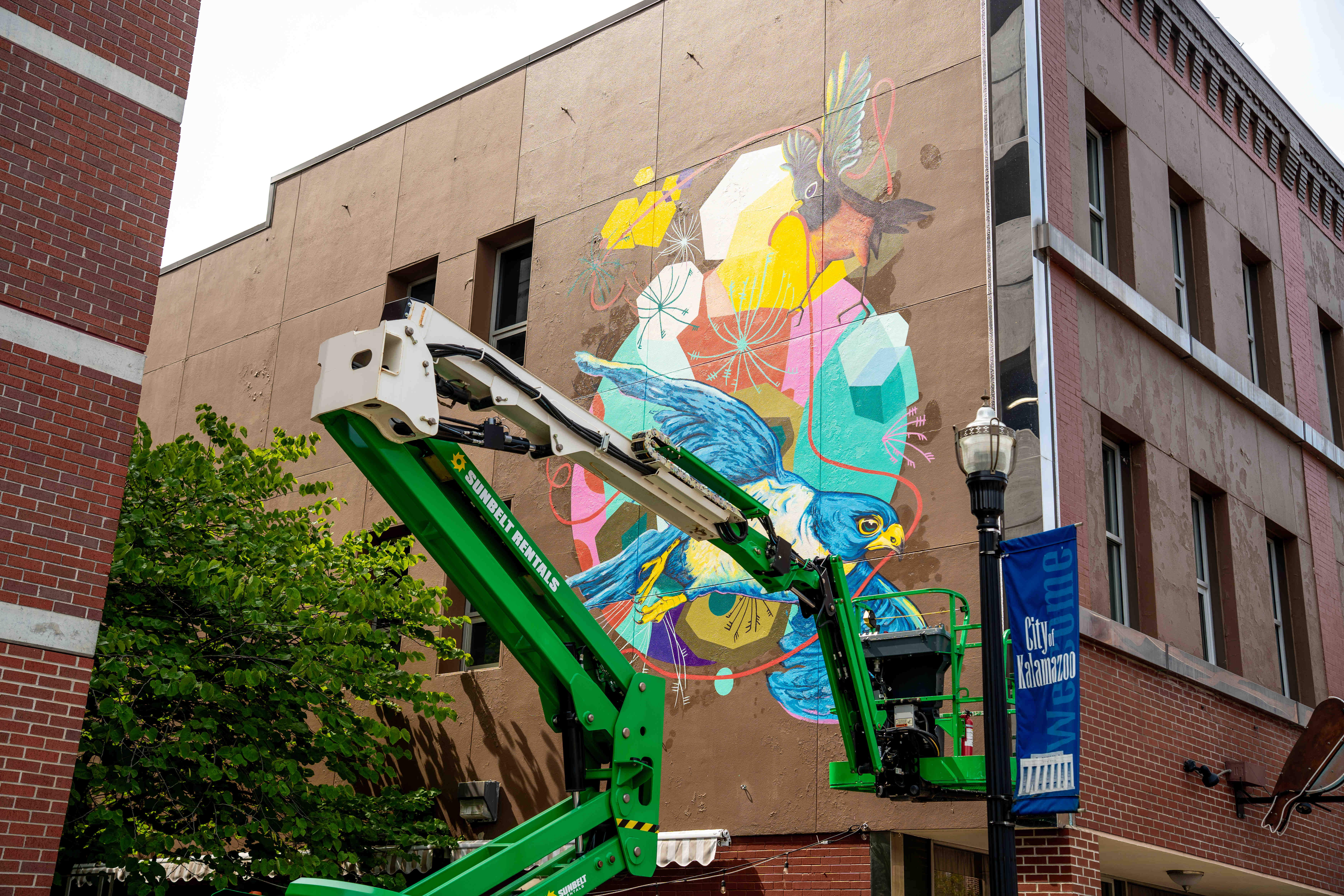 See how these downtown Kalamazoo walls were transformed Brush the Block ...