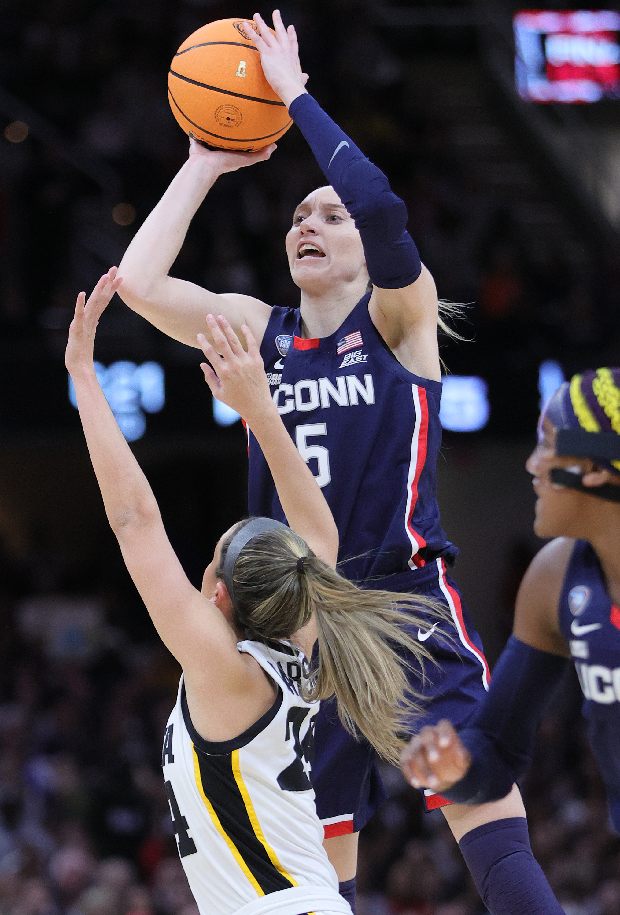 Iowa vs. UConn in Women's Final Four semifinal game, April 5, 2024 ...